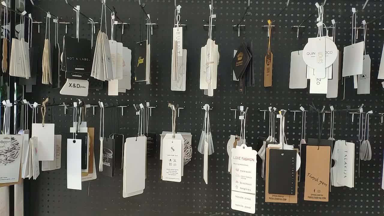 Fashion Custom Personalised Black Matte Round Hangtags,Cardstock Hang ...