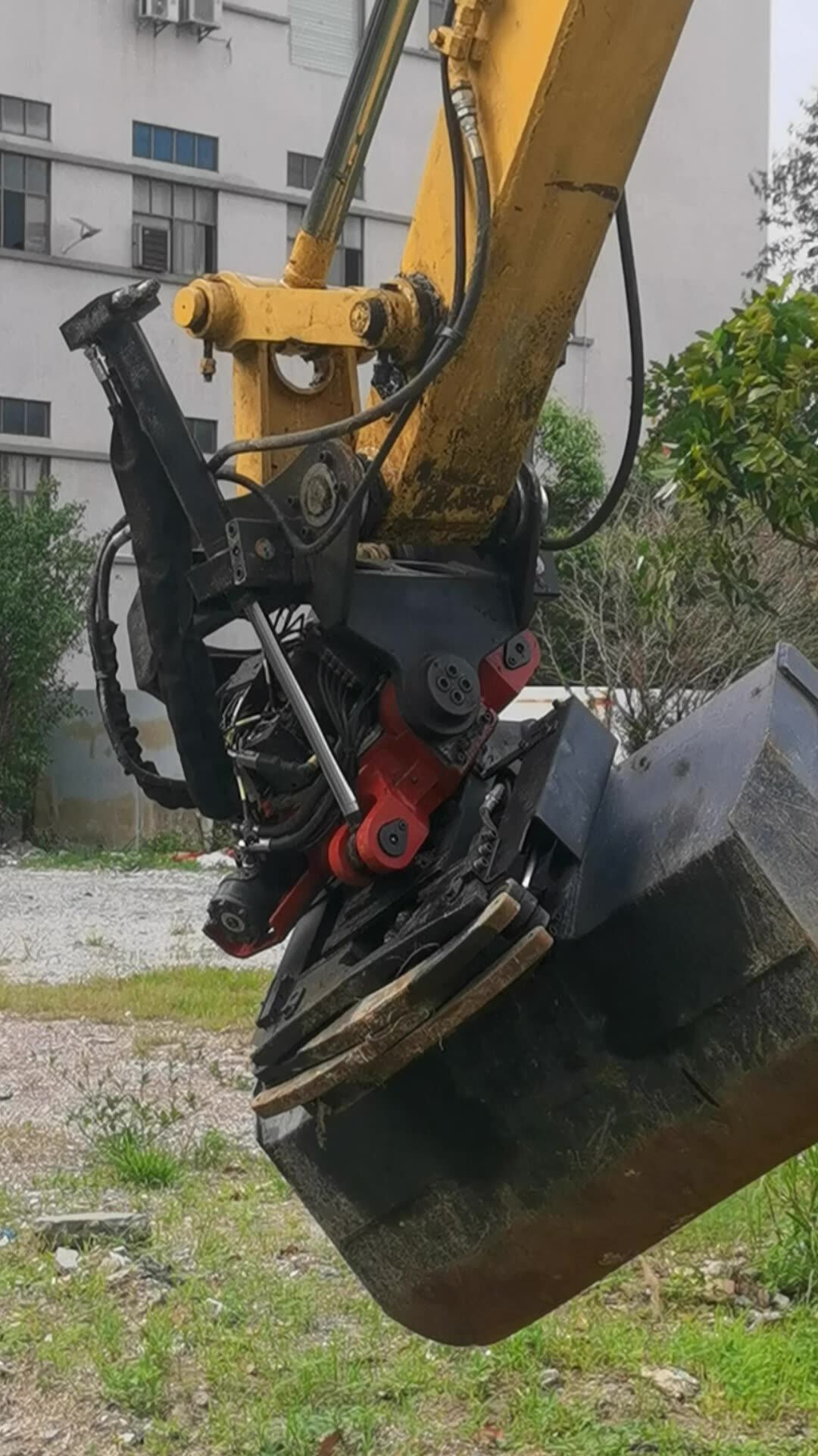 China Excavator T02 Catsu Tiltrotator Tilt Rotaott Rotortilt Bucket ...