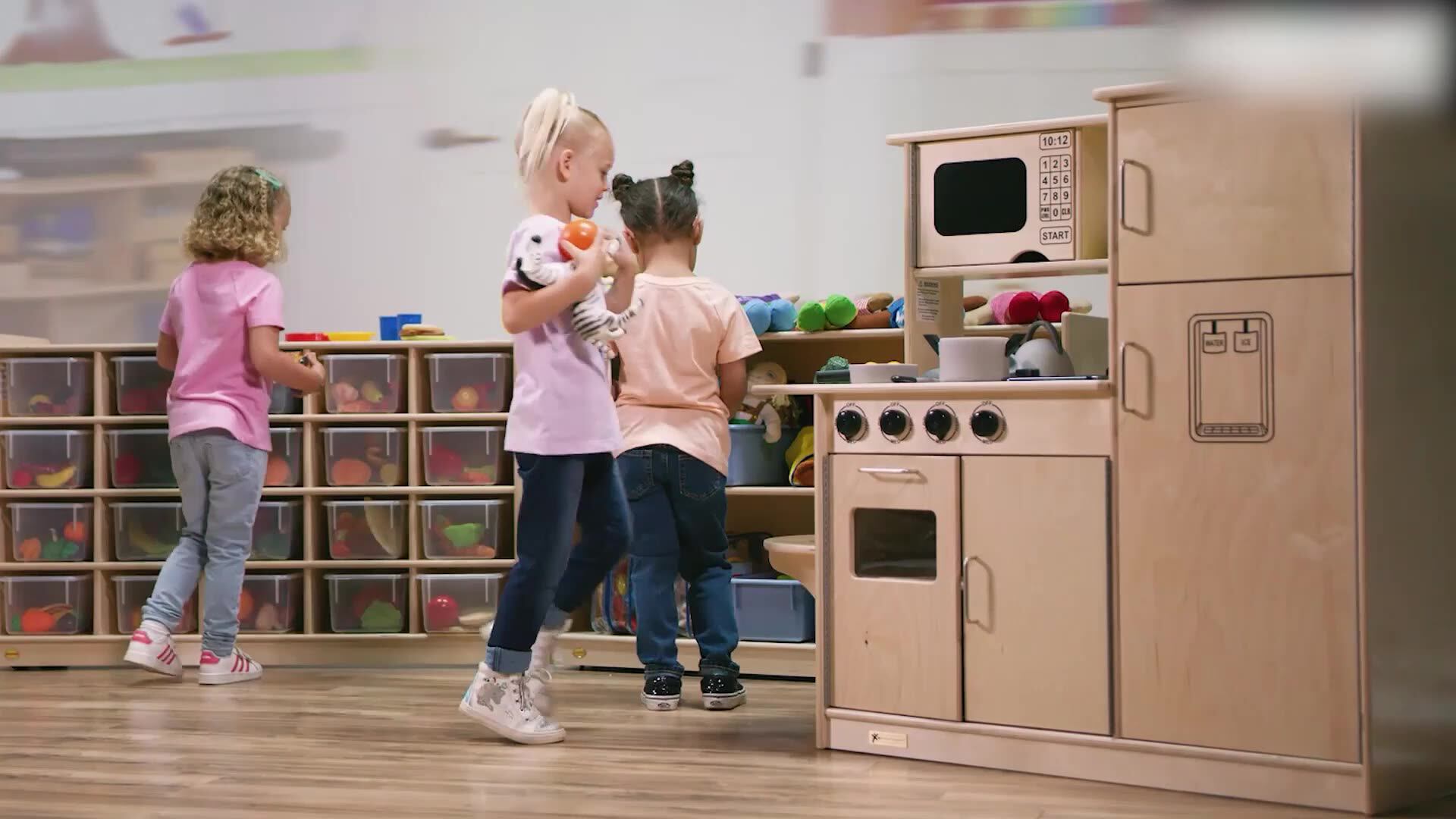 Xiha Children Wooden Childcare Center Set Kid Wood School Nursery ...