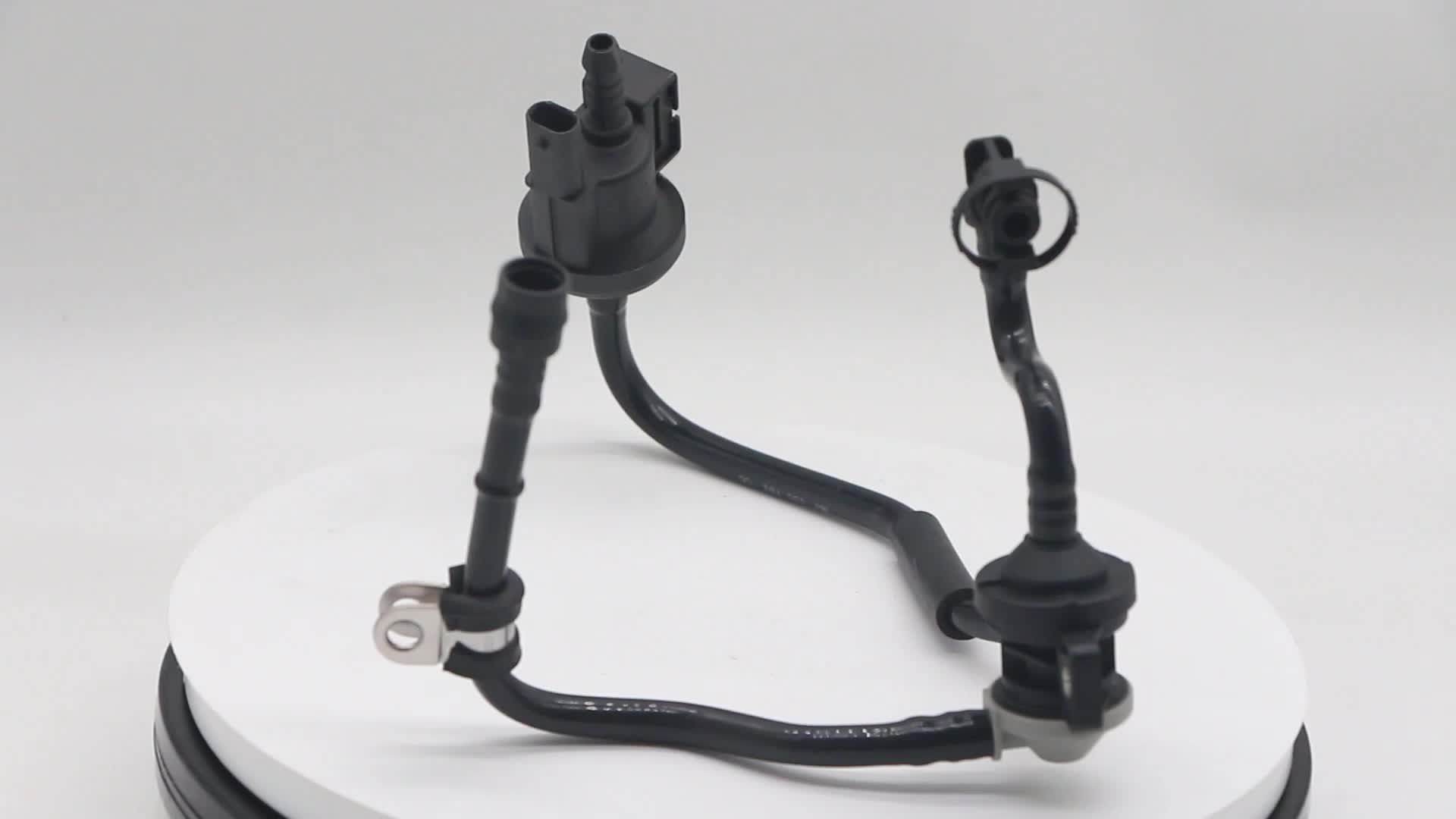 用于奥迪 A3 Tt 精湛 Yeti 高尔夫帕萨特 Cc Altea Leon Oe: 06j133781bt 的活性碳管燃油箱阀 - Buy ...