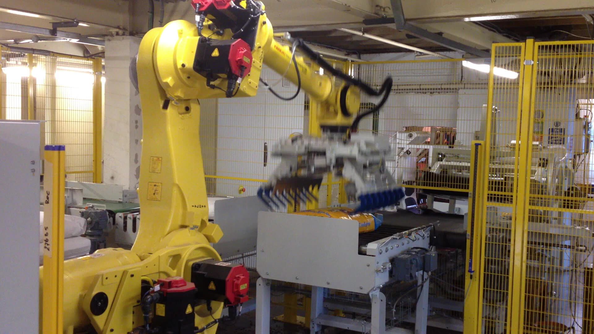 Warehouse Pallet Racking Palletizing Robot Arm Top Tier Palletizer ...