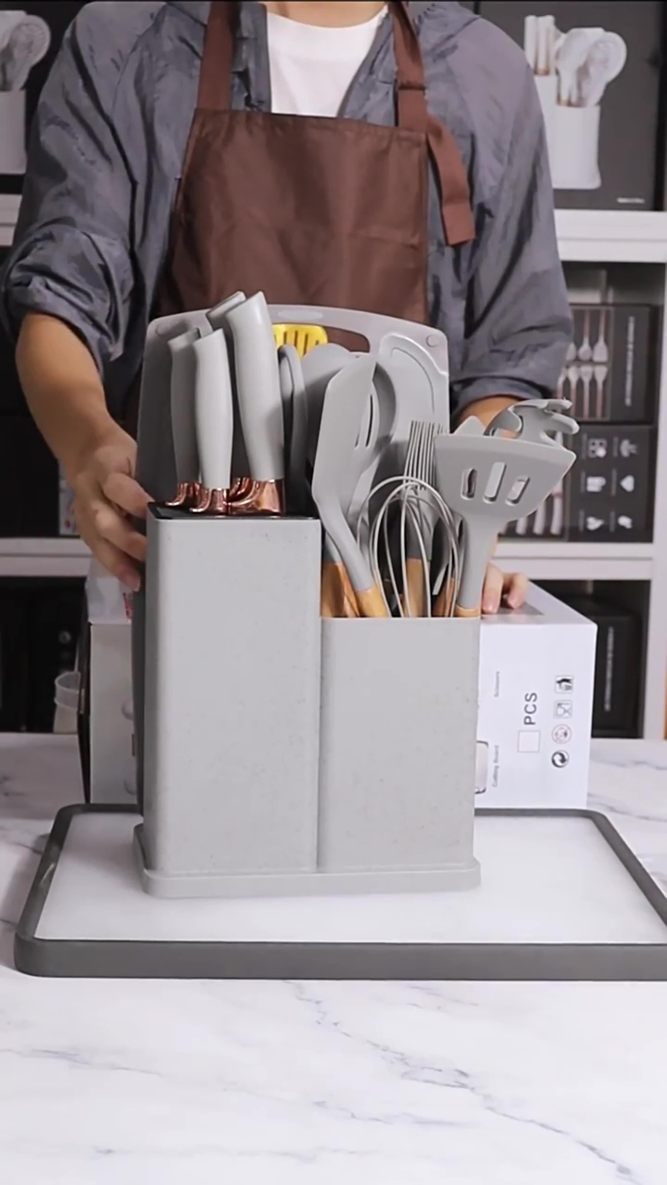 Silicone Kitchenware Set Of 19pcs Colored Straw Knives Storage Bucket ...