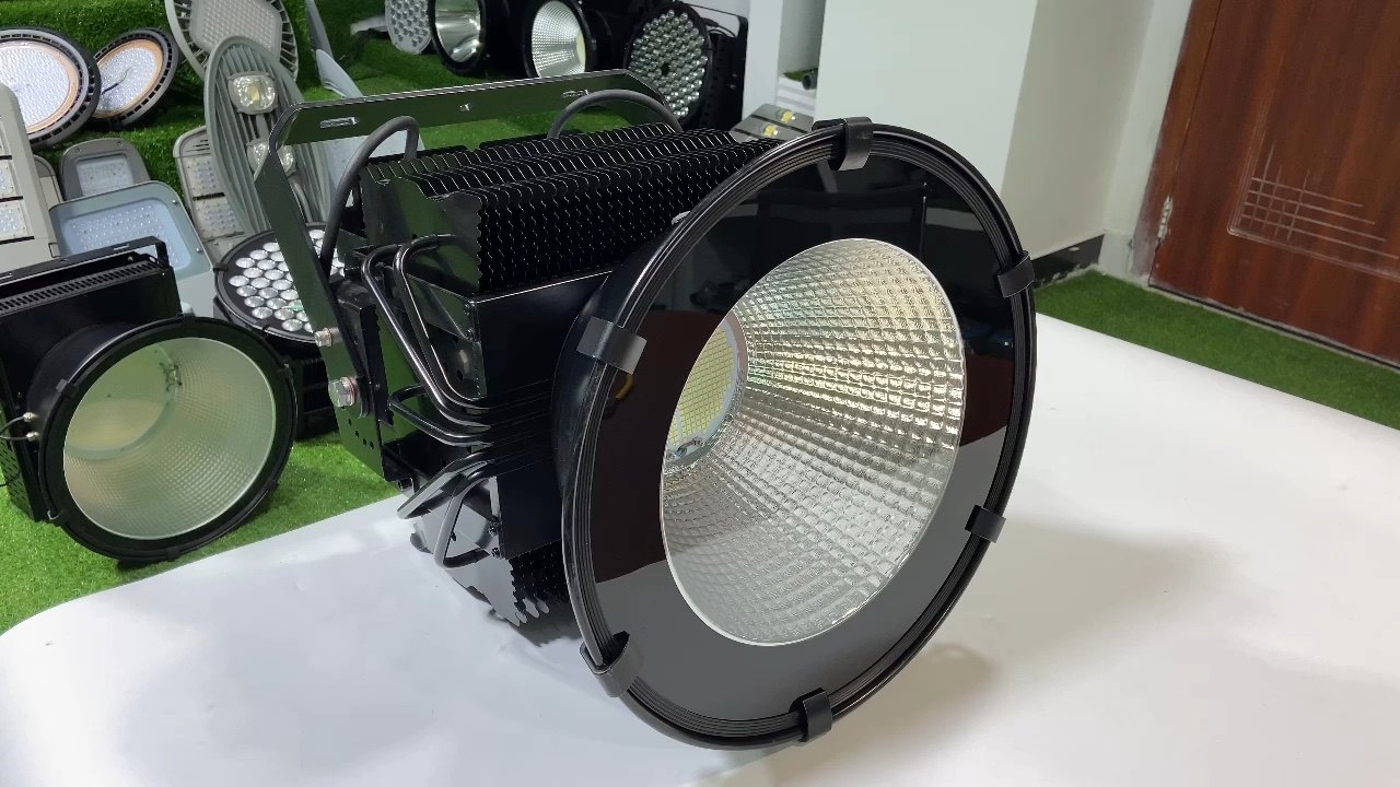 Aluminum Ip65 Waterproof Led Projector Spot Floodlights Court Lamp 150w ...