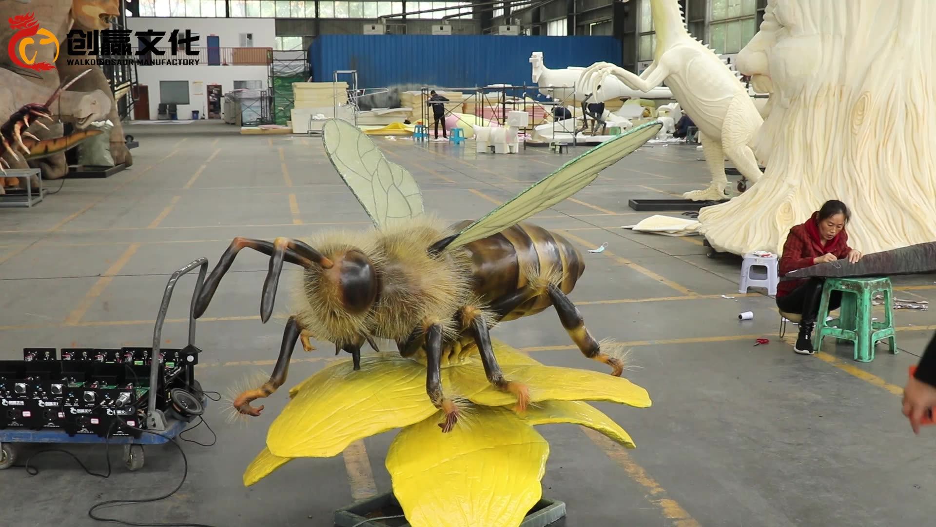 Realistic Vivid Animatronic Insects Model Animatronic Bee Honeybee For ...