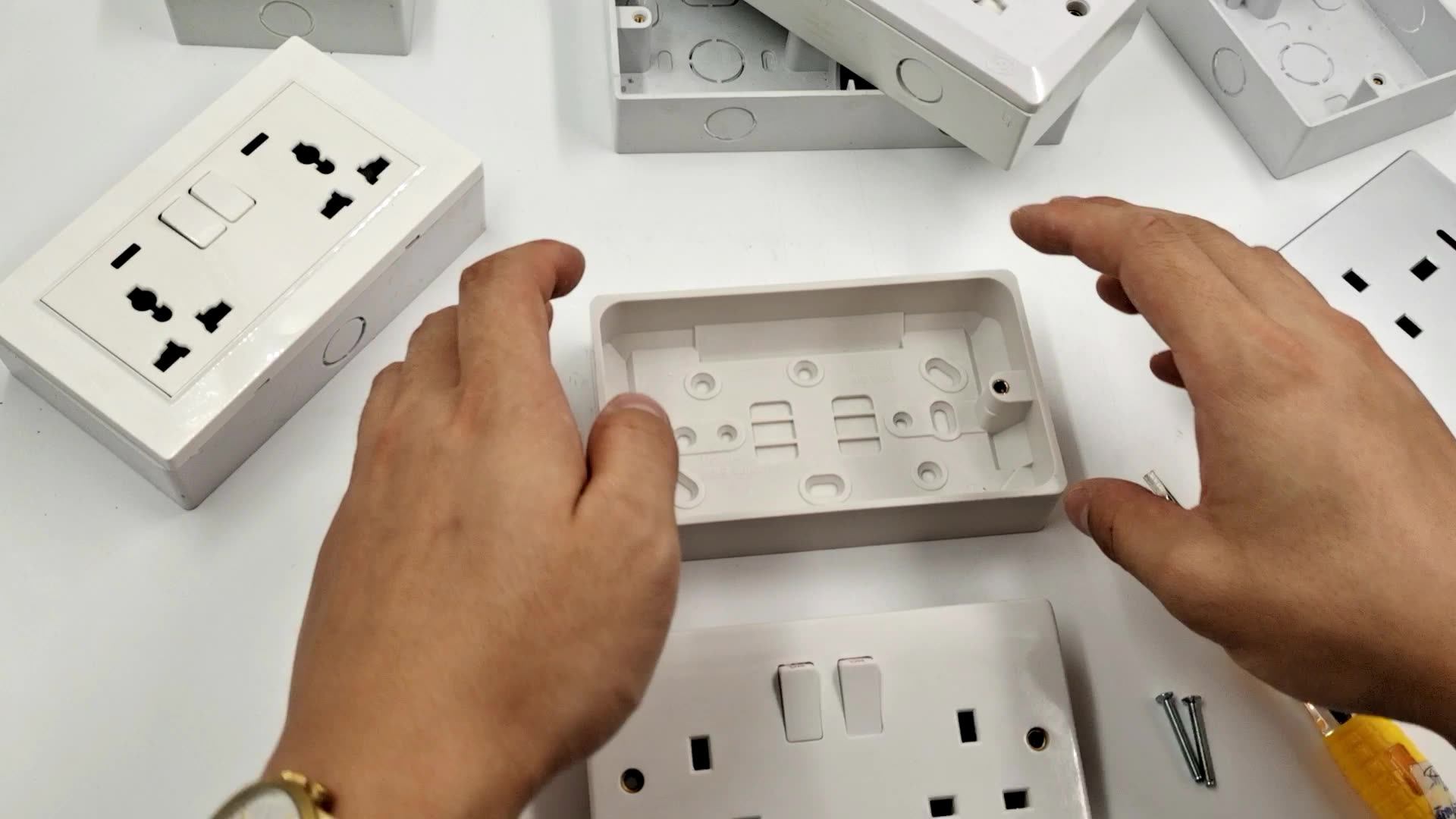 Pvc Junction Box Types 3*6 3*3 1+1+1 Iron Box Color Plastic Electrical ...