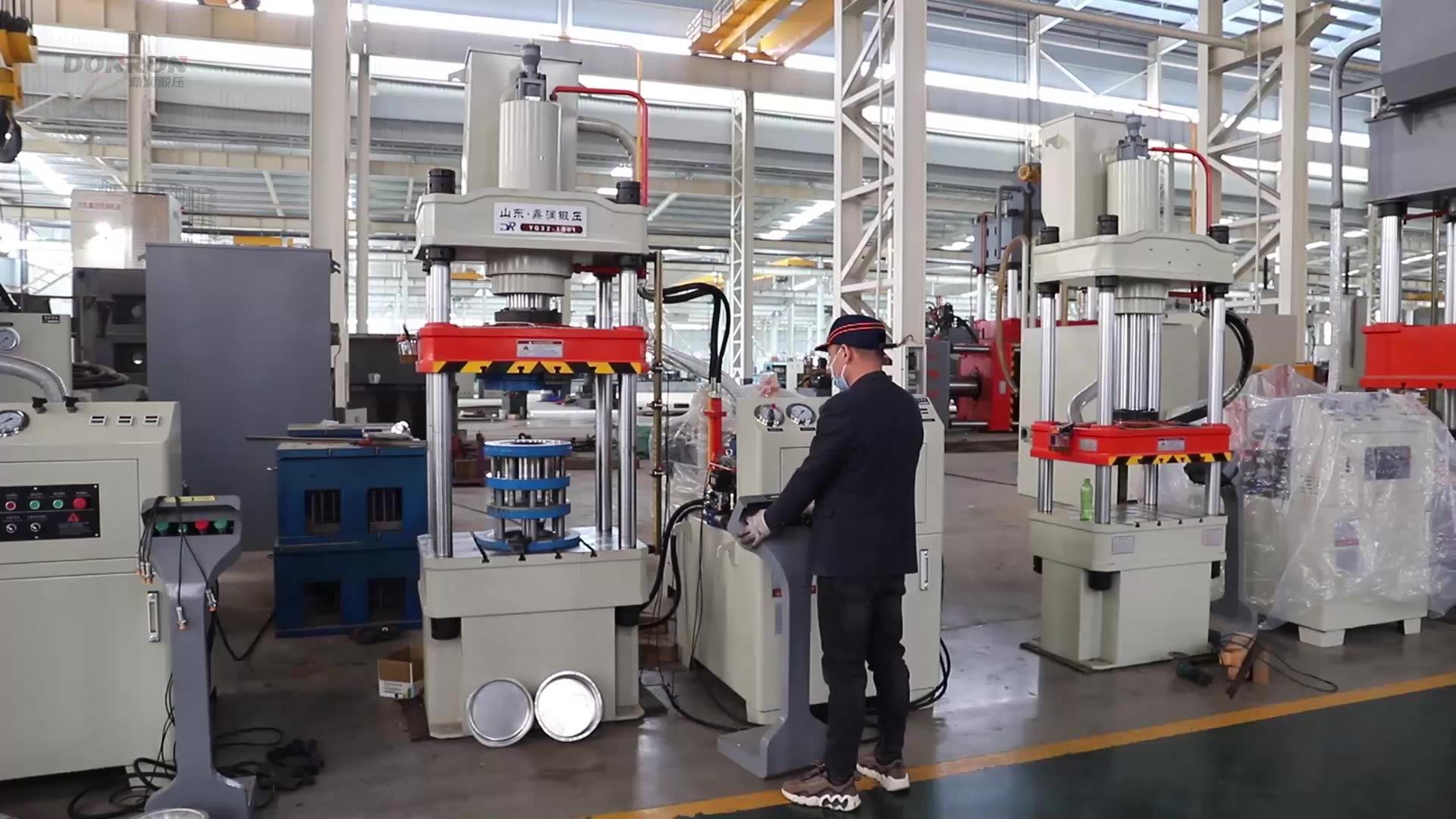 150 Ton New Trend Hydraulic Forging Press Explosive Models Four-column ...