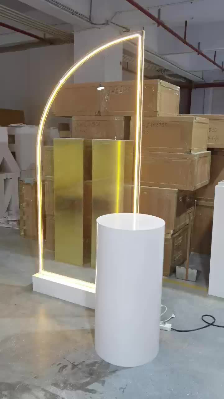 Hot Hot Clear Acrylic With Led Light Wedding Decoration Backdrop Stand ...