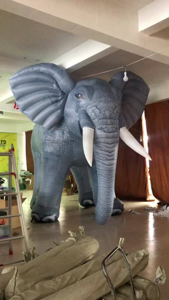 Lifelike Giant Inflatable Mammoth Model / Black Color Huge Inflatable ...