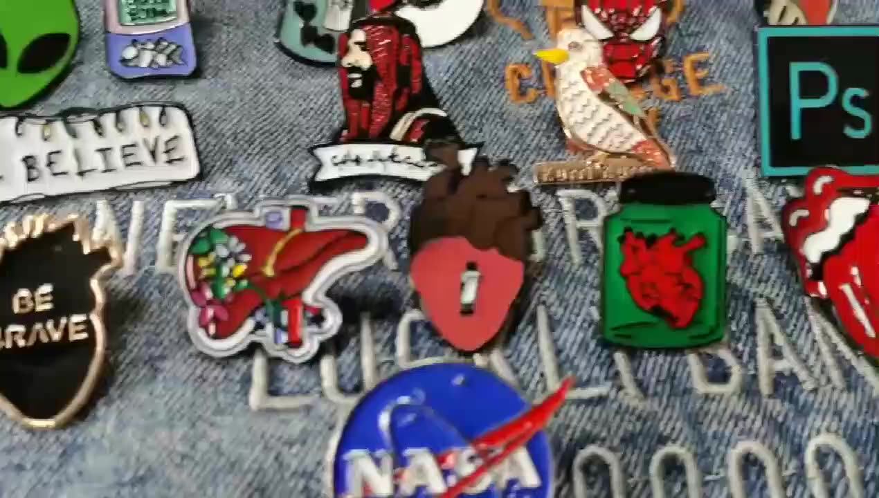 Free Logo Design Metal Pin Badge Manufacturing Promotion Animation High ...