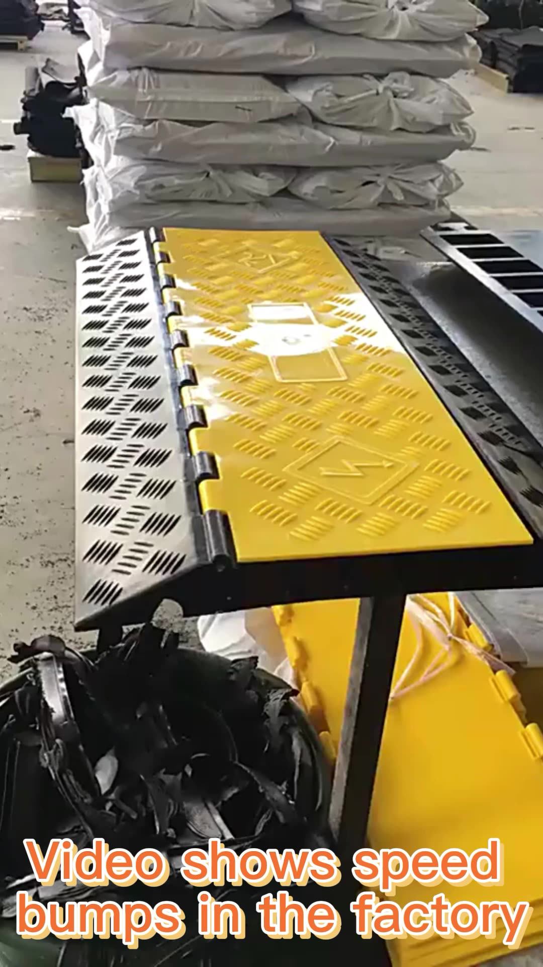 Electrical Wire Road Hump Bump Reflective Double Slot Pvc Rubber Speed ...