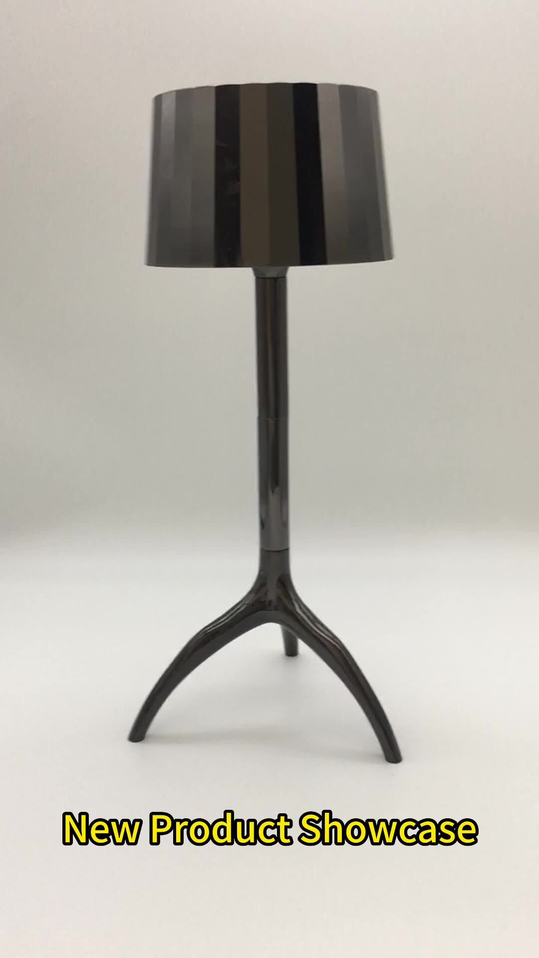 Modern Luxury Rechargeable Touch Metal Led Table Lamp With Wireless ...