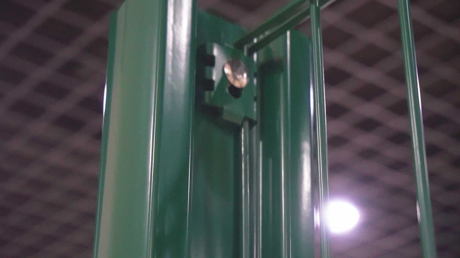 2d Twin Wire Galvanized Steel Welded Mesh Panel Factory 868 Welded ...