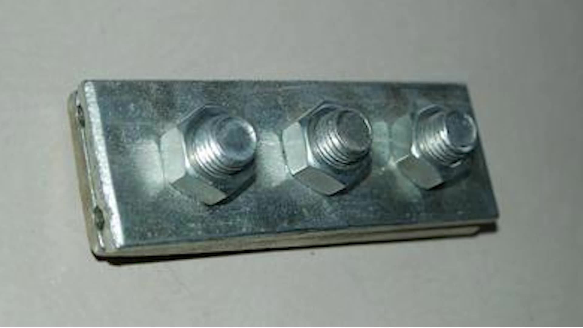 Three Eyes Galvanized Telescopic Pole Clamp Power Iron Steel Wire ...