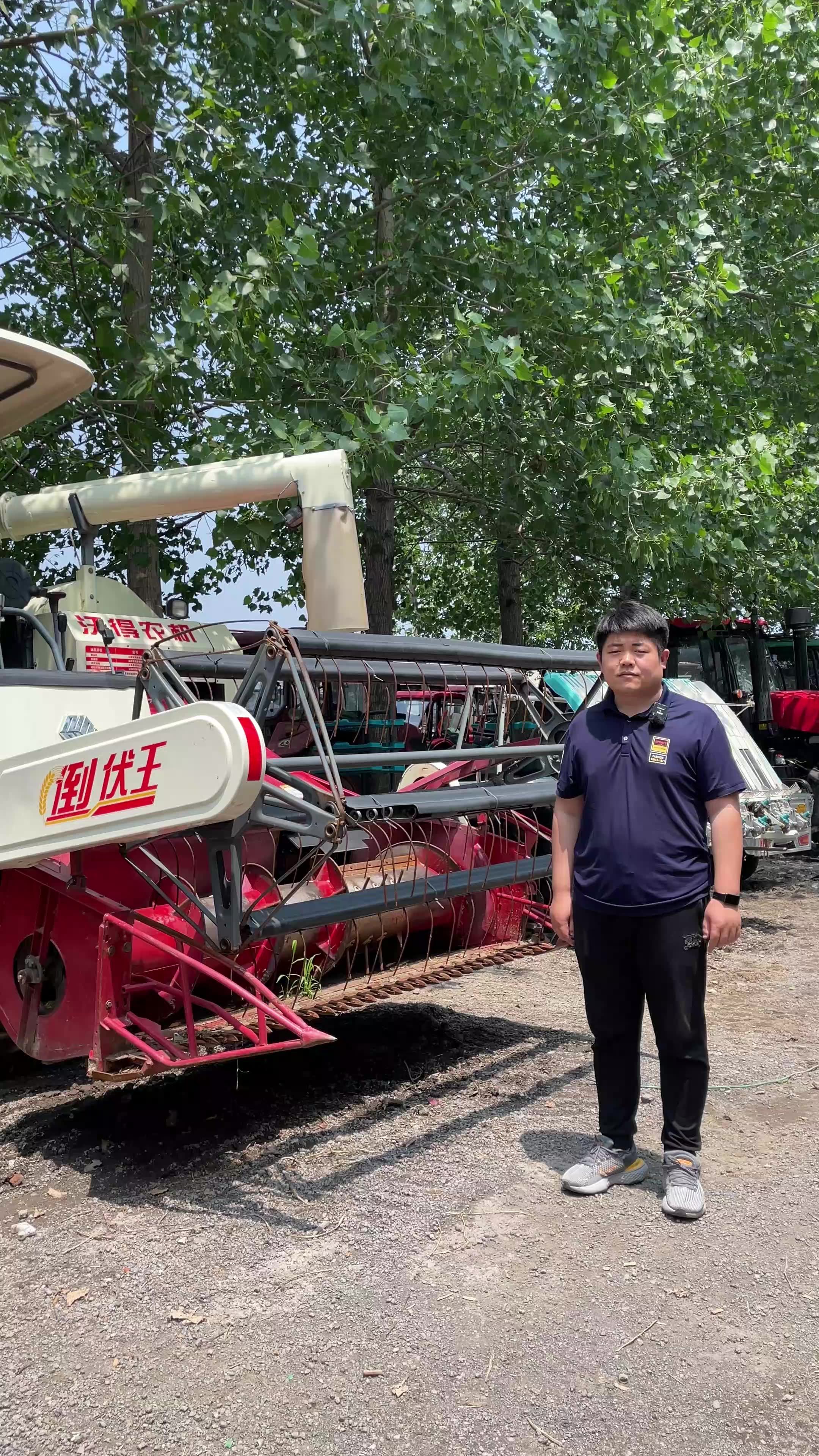 Chinese Combine Harvester Fm World Combine Harvester For Rice And Wheat ...