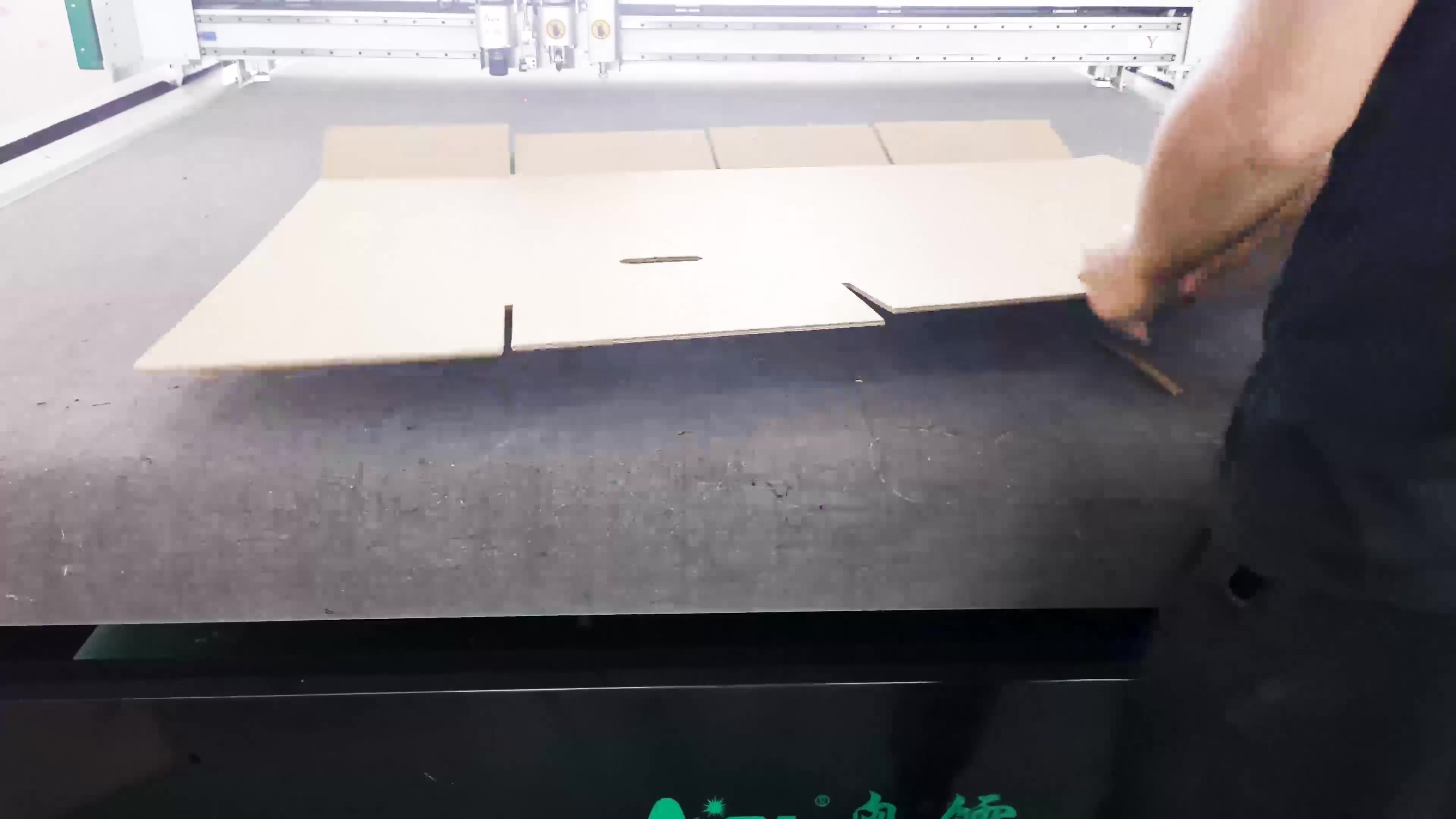 V-cut Blade Cnc Cardboard V Groove Cutting Machine - Buy Cardboard V ...