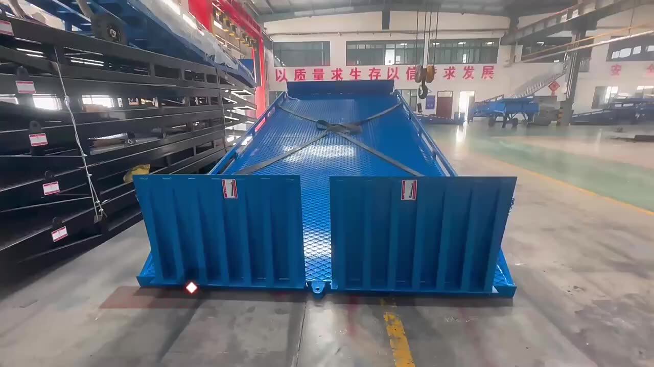 Industrial Chain Lift Truck Loading Platform With Motor Mobile Forklift ...