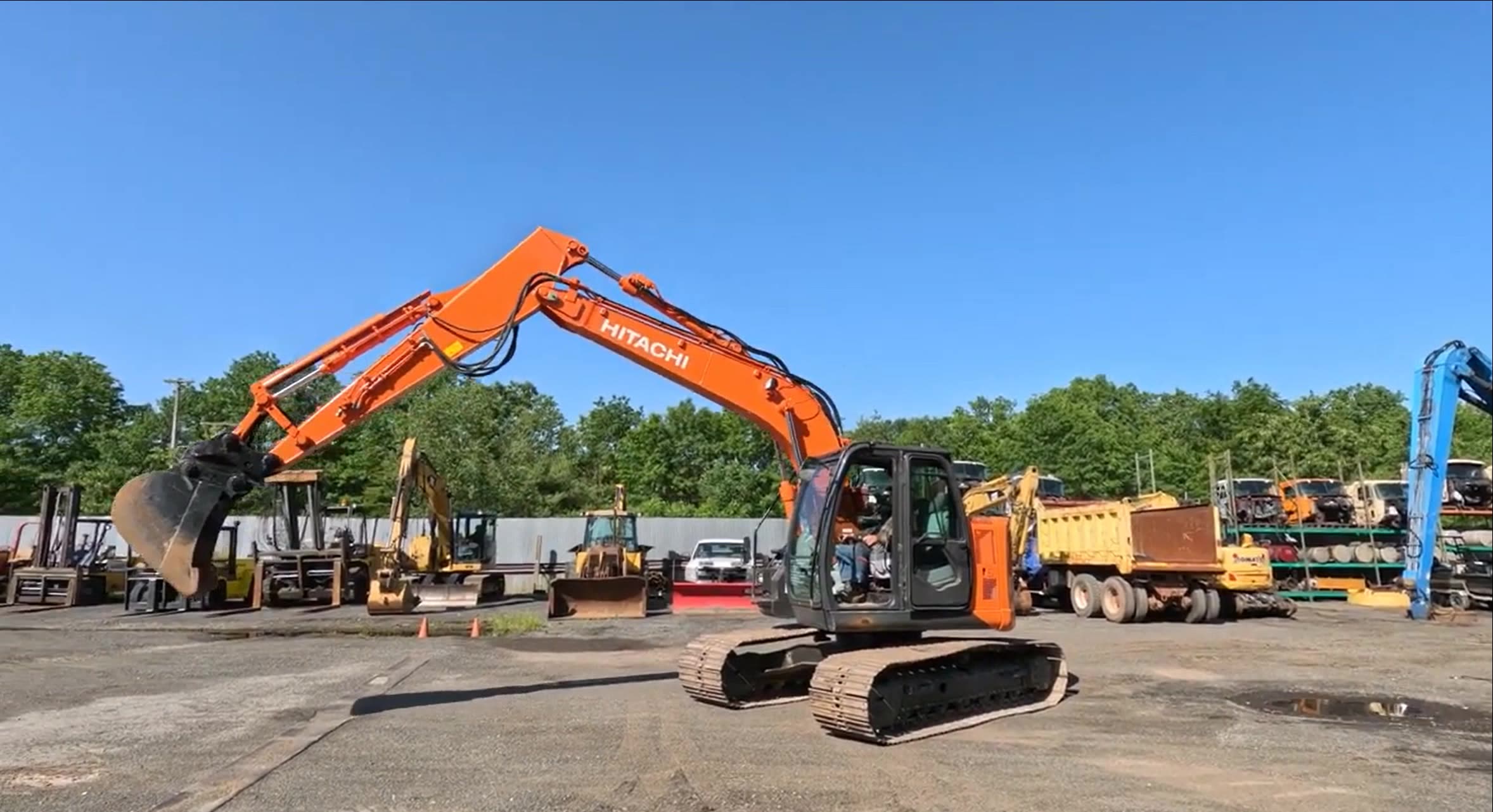 Japan Original Hitachi 13 Ton Excavator/mini Excavator Used Hitachi Zx135us-5b Cheap Mini ...