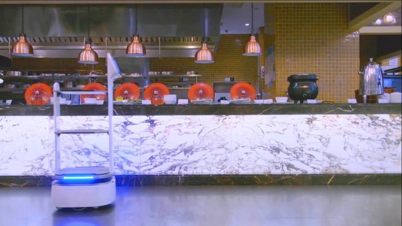 Welcoming Guests Food Delivery Robot Price / Autonomous Delivery Robots / Restaurant Robot ...