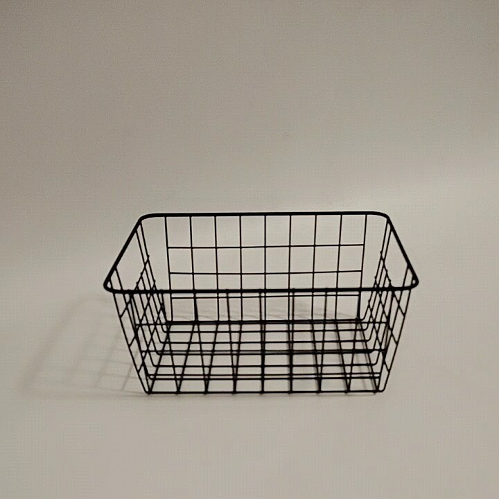 Wholesale Wrought Iron Desktop Fruit Object Basket Rose Gold Metal Wire ...