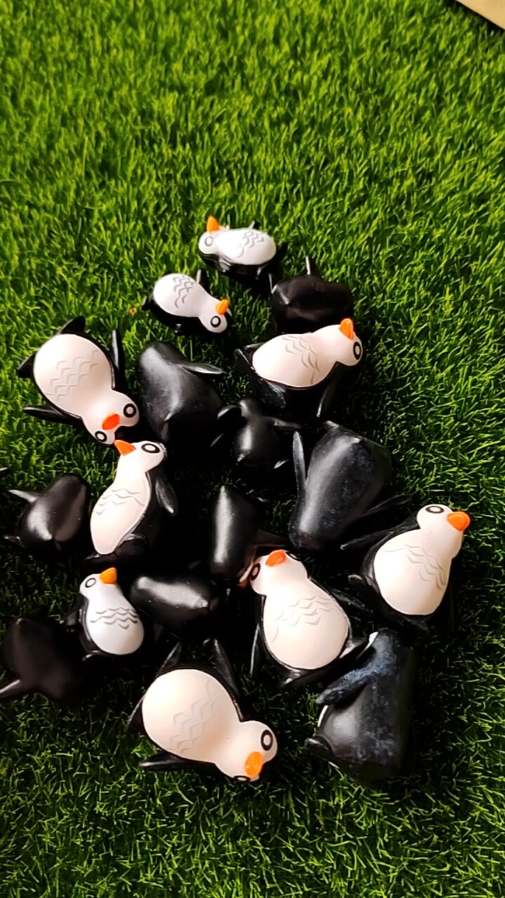 100pcs/lot Mini Penguin Figurines Resin Winter Penguins Miniatures For ...