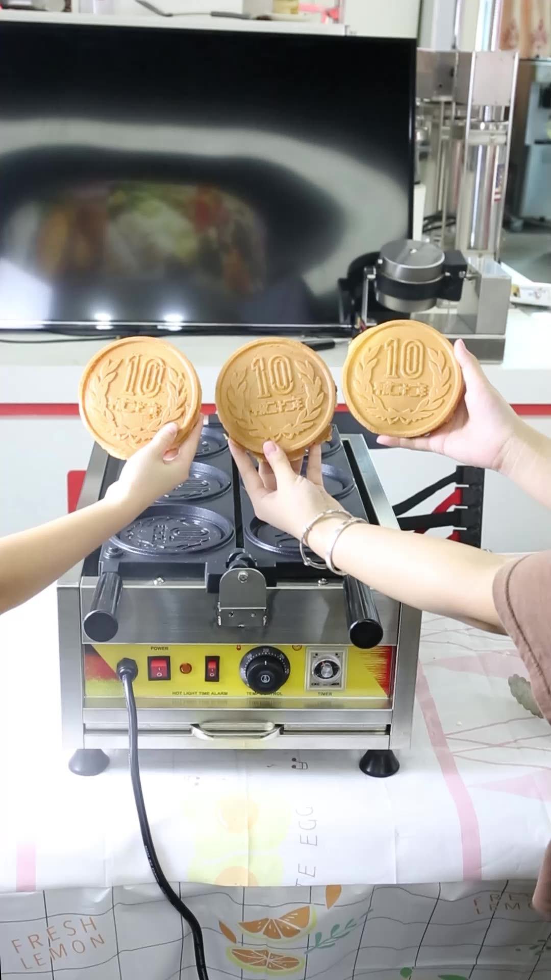 Factory Custom Coin Pancake Machine Custom 500 Coin Waffle Machine 10 ...