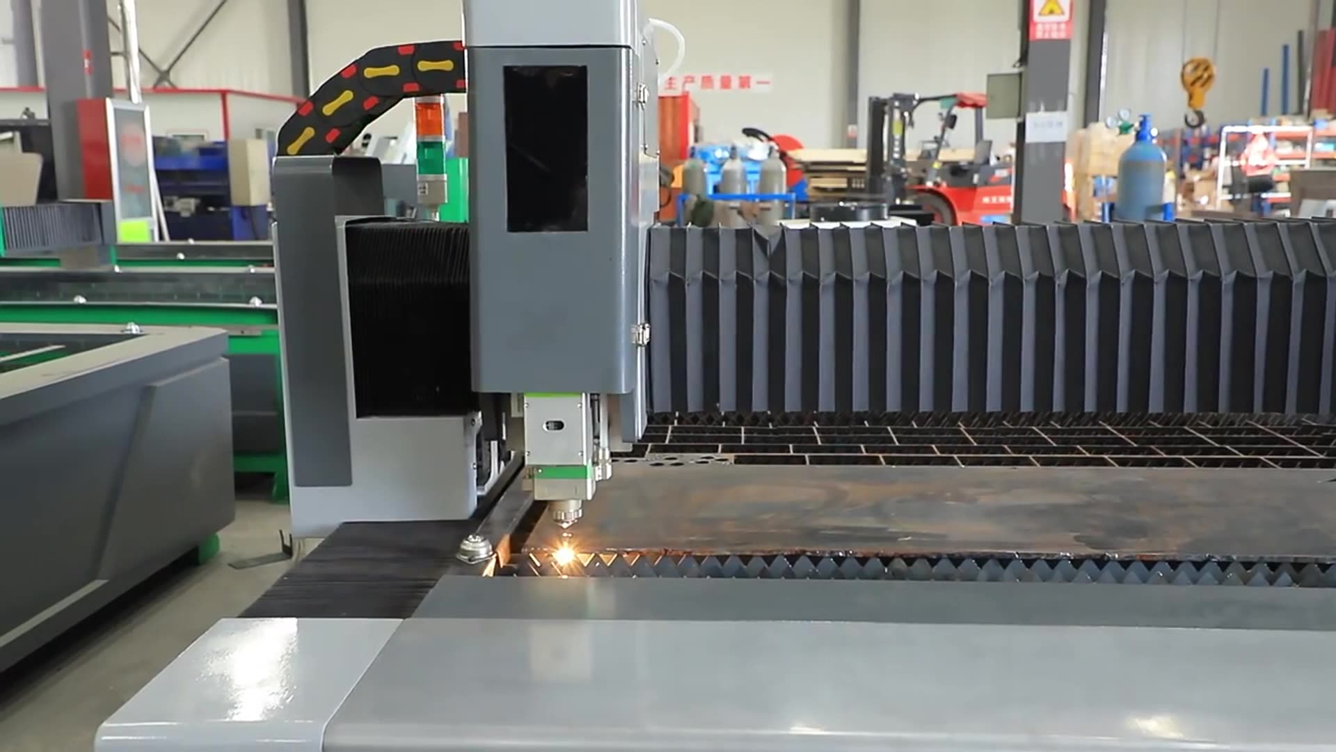 3015 1500w 3kw Fiber Metal Sheet Laser Cutting Machine Price Cnc Desktop Laser Cutting Machine ...