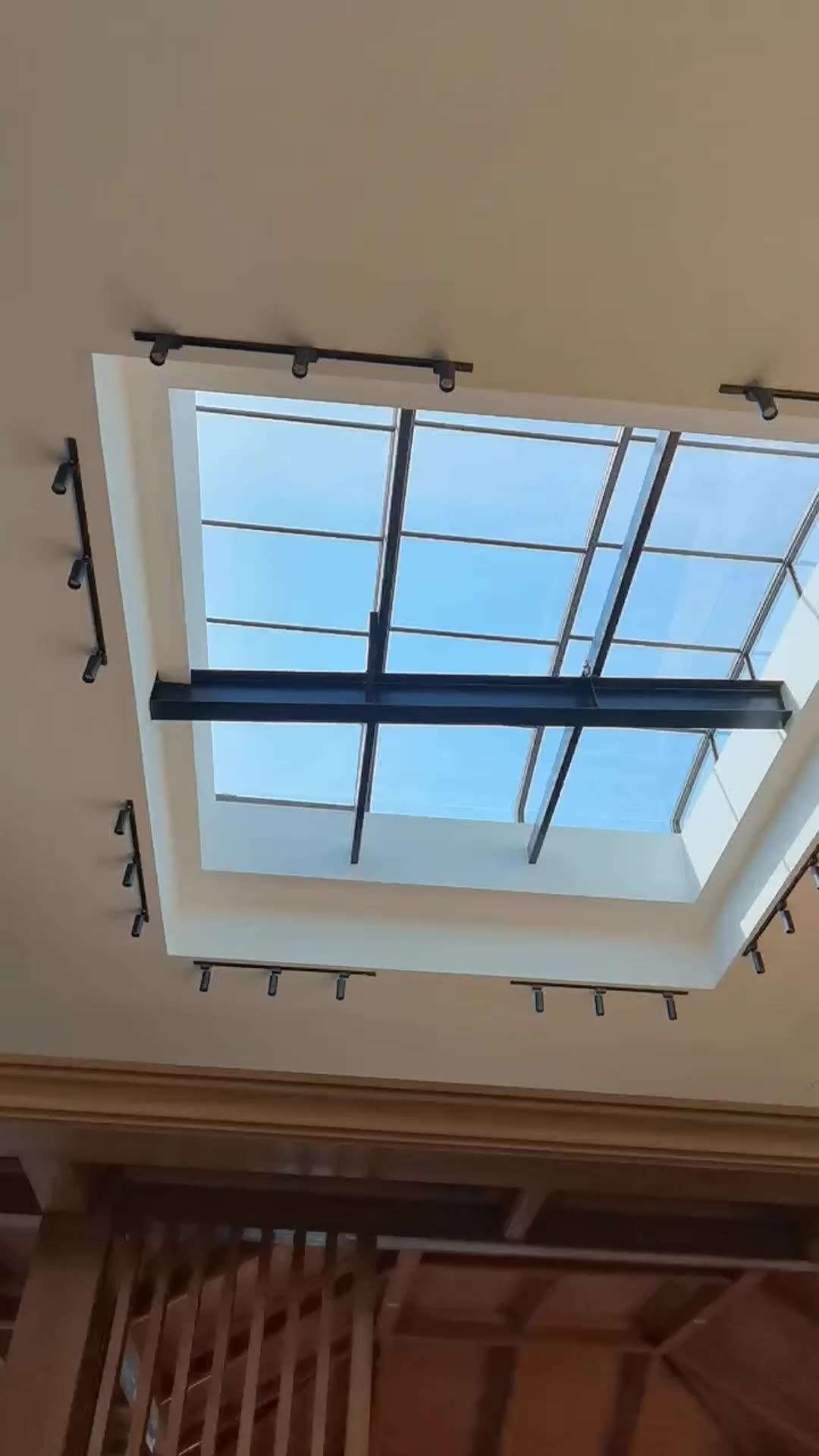 Gaoming Remote Control Retractable Skylight Custom Size Aluminum Frames ...