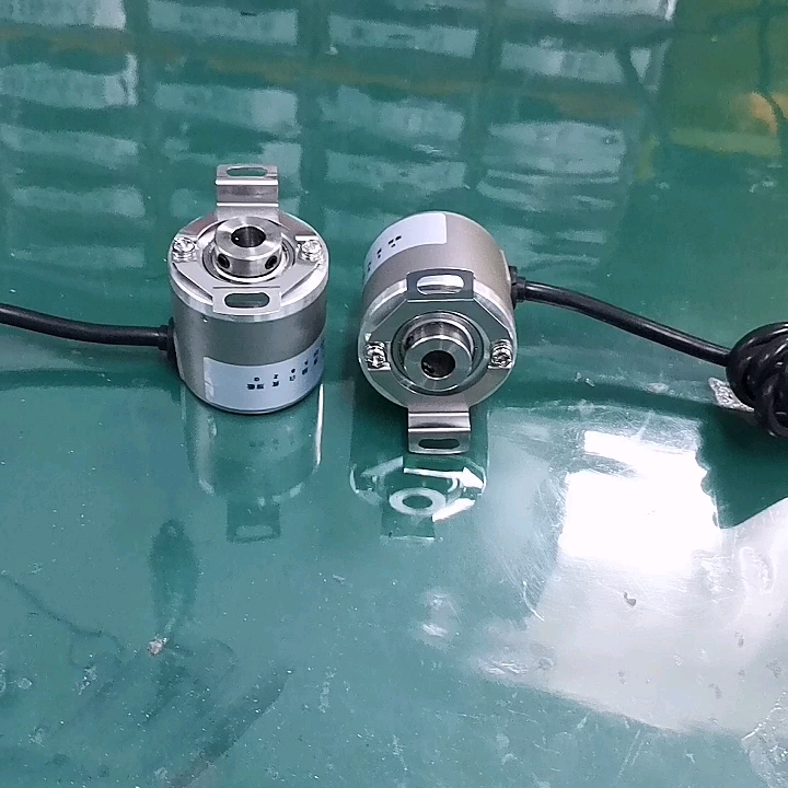 Factory Rotary Encoder 6/8mm Hole Incremental Encoder Encoders Baumer ...