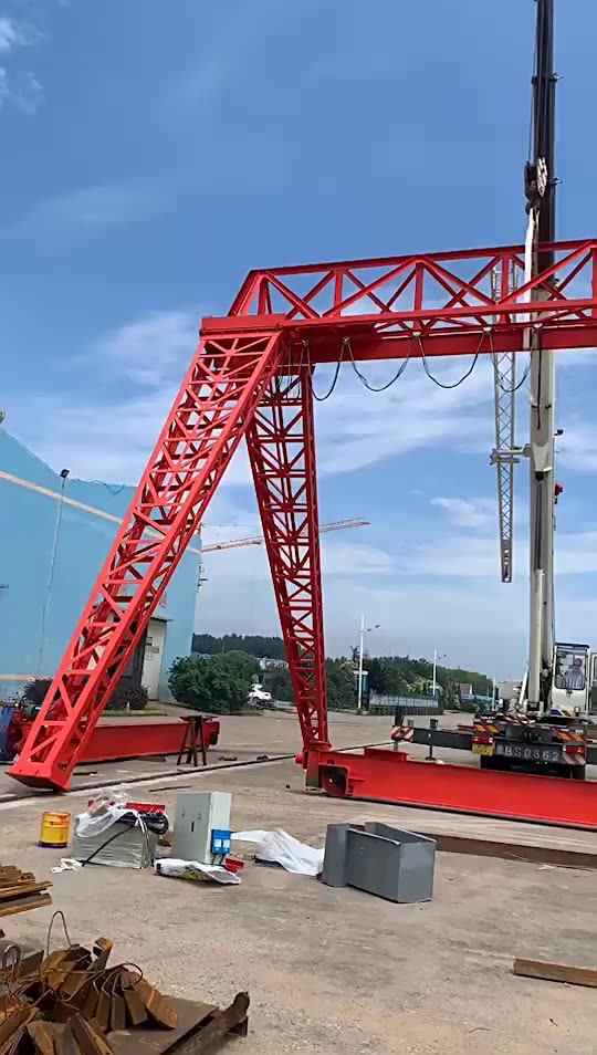 Outdoor Mobile Frame Large Gantry Crane With A Lifting Capacity Of 5 ...