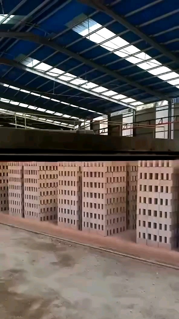 Small Baked Burnt Tunnel Kiln For Clay Bricks Making Plant Machine Line ...