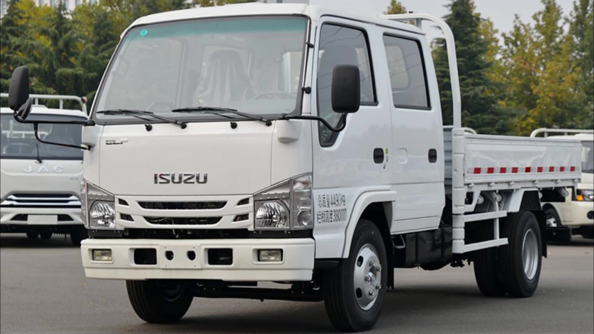 Isuzu 100p 2-4t Double Cabin Diesel Light Truck Camera Cargo Trucks ...
