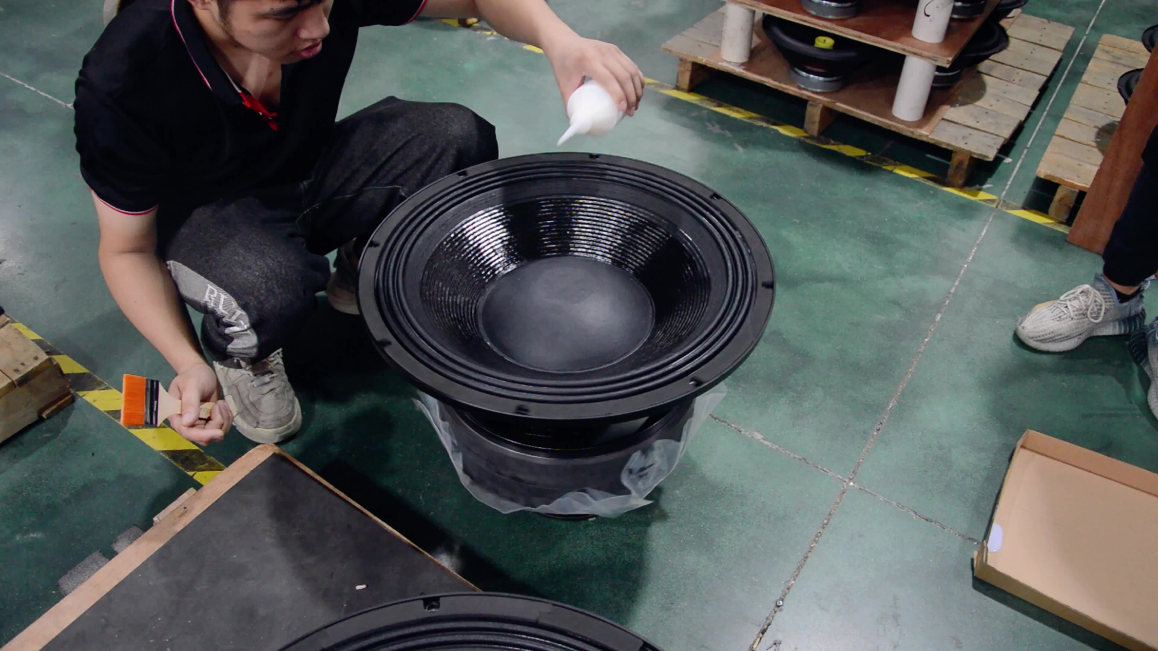 Huge 21 Inch Midbass Speakers With Peak Power 4000watt 8 Ohm 6 Inch Vc ...