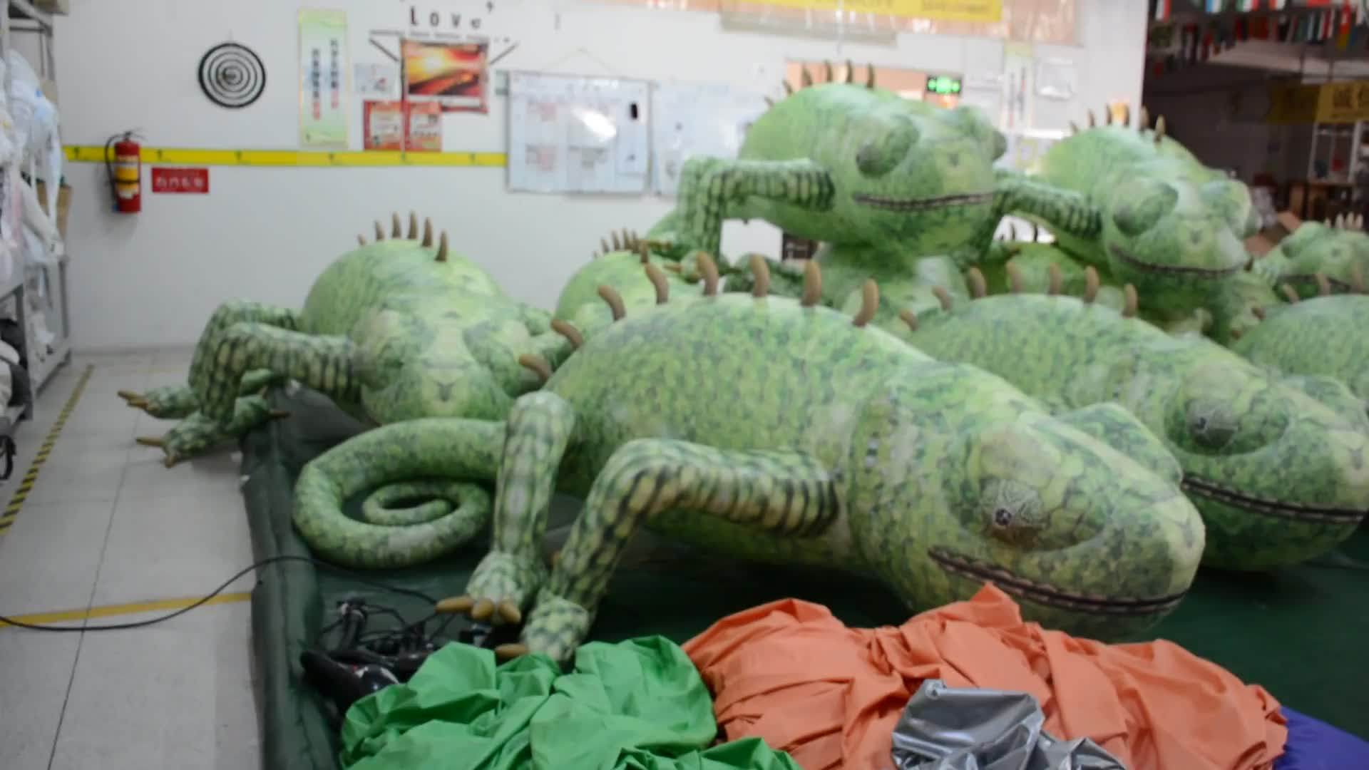 Giant Blowing Up Chameleon Dragoninflatable Lizard From Hongyi Factory ...