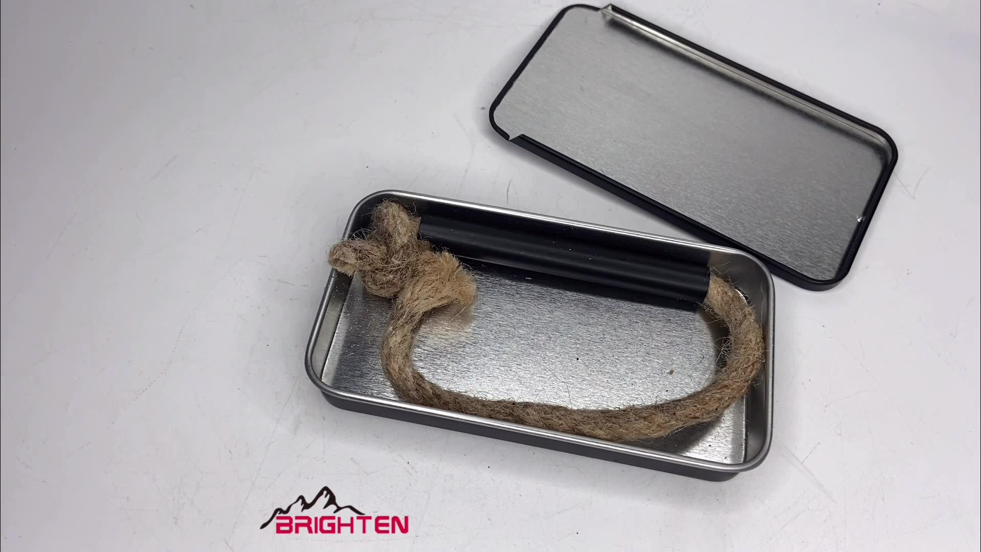 All Weather Fire Starter Kit Aluminum Bellow Paraffin Waxed Hemp Rope ...