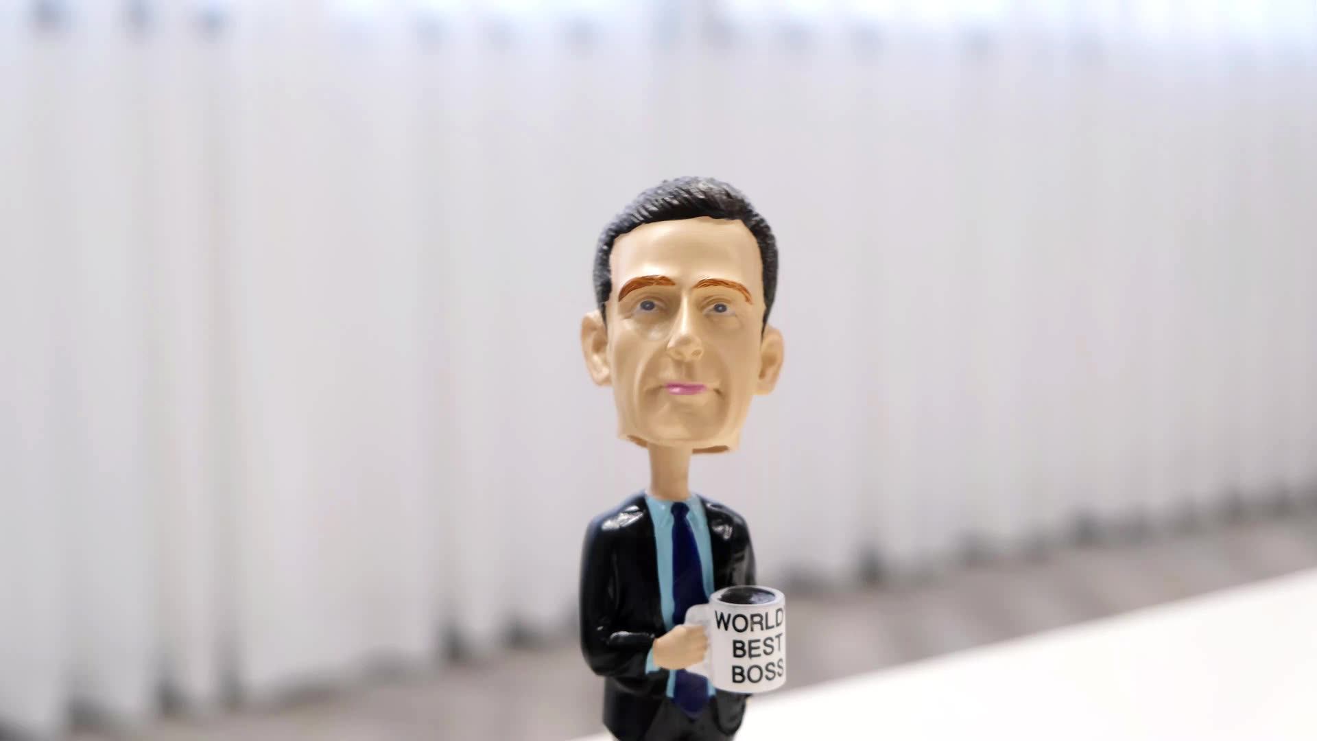 Resin Craft Famous People Figurine Decorative Bobblehead Toy Figures ...