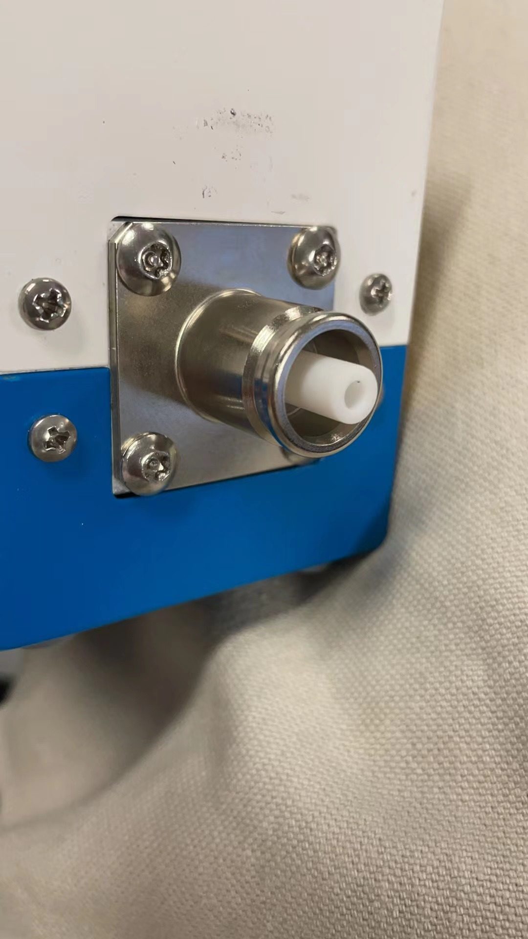 92180 TRU-8027 TRU-15015 winchester RF connectors QDS