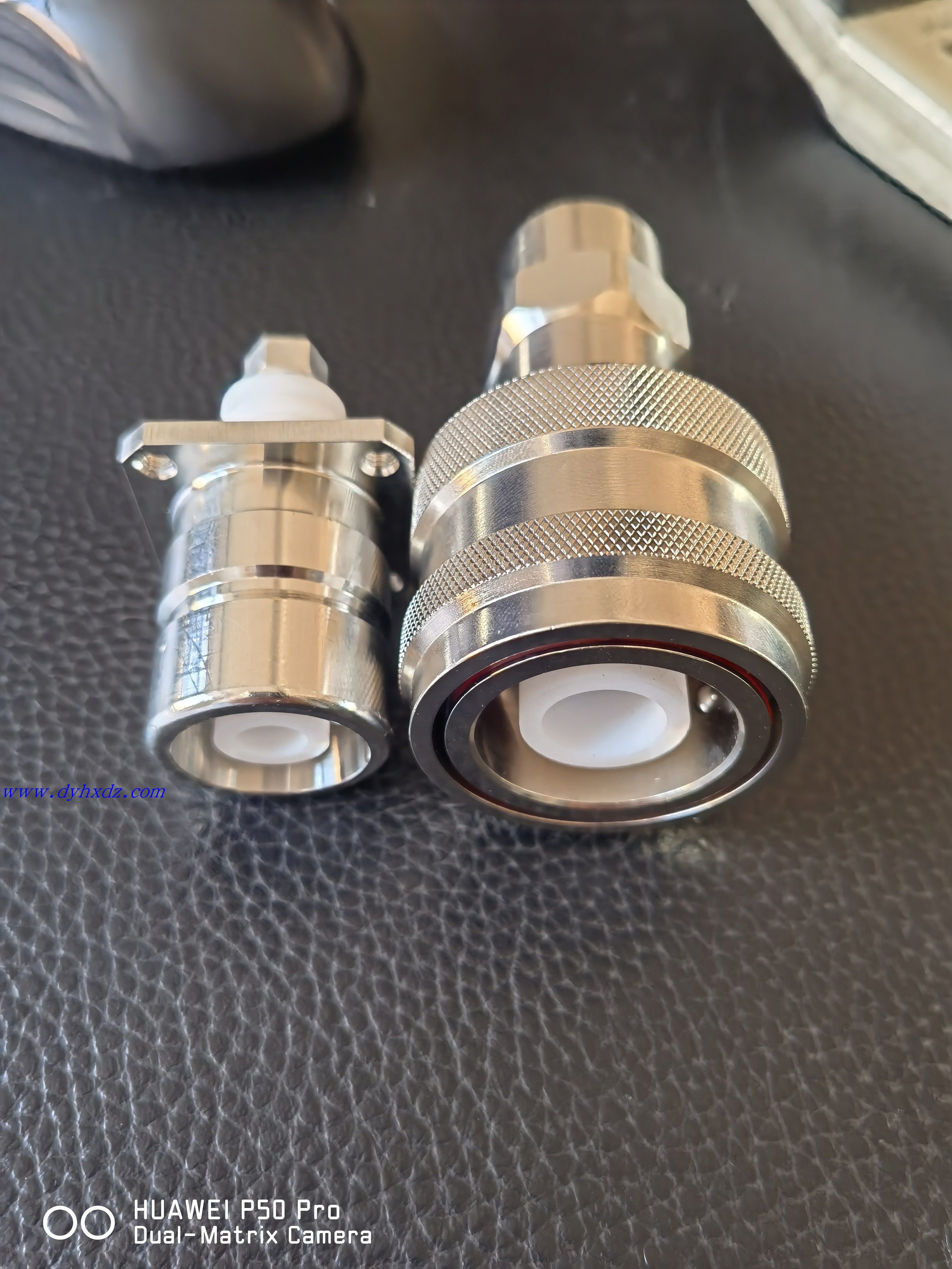 TRU-8003快插连接器RF快插接头适用于HQ TRU-8166与SQS RG393电子元件