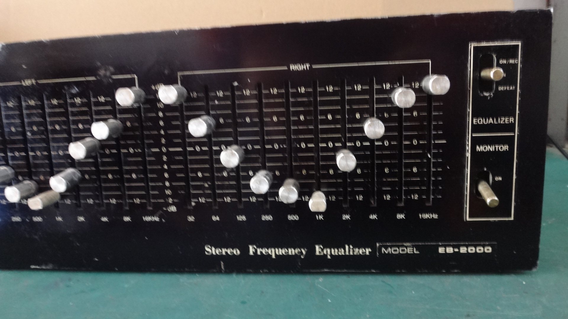 二手音响原装进口日本TAmon EB-2000：发烧友的手调神器，双十段均衡器带你飞！-均衡舞台-淘宝好物网