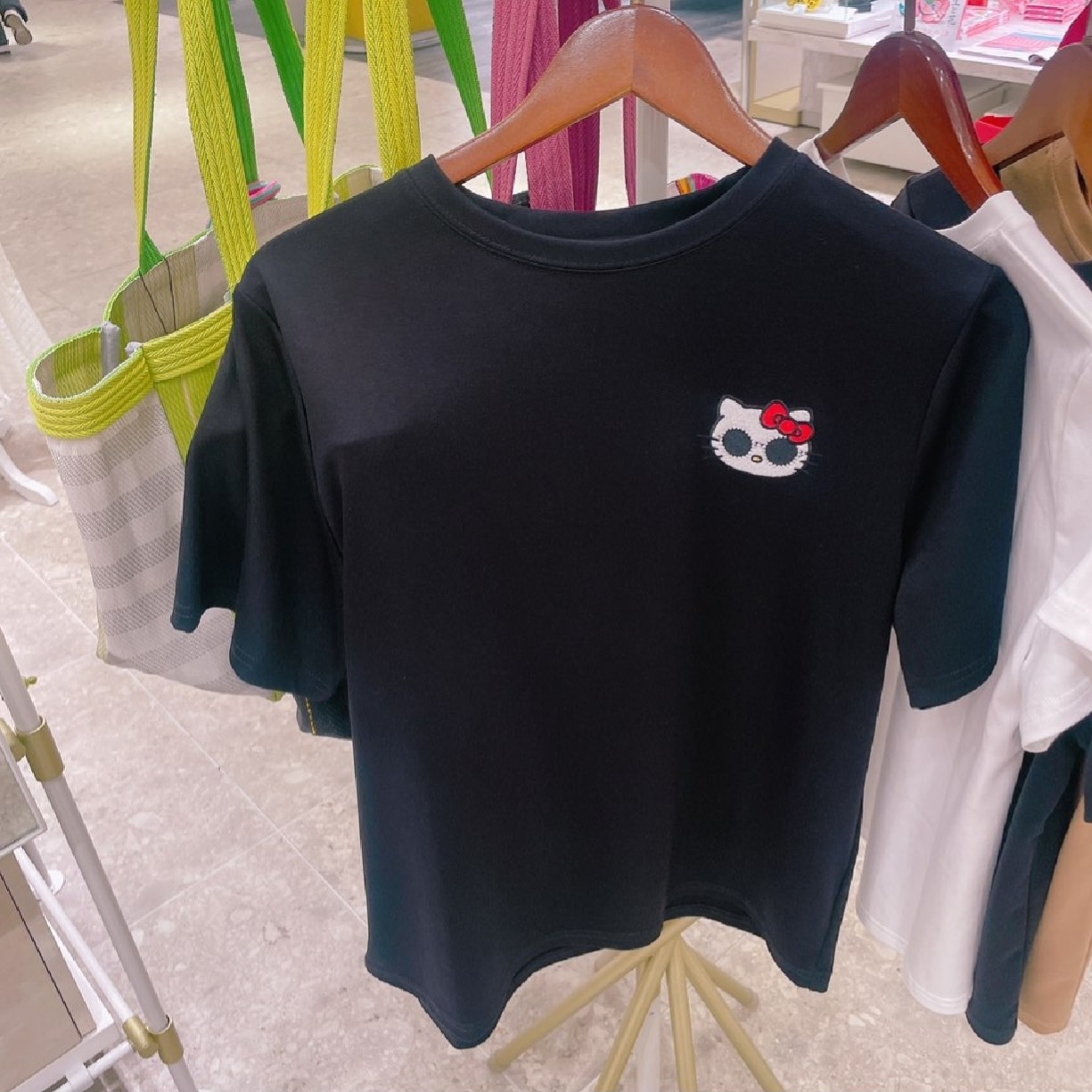 日本ajolie草编斜挎包为何成为时尚圈的新宠？-在线抽盒-淘宝好物网