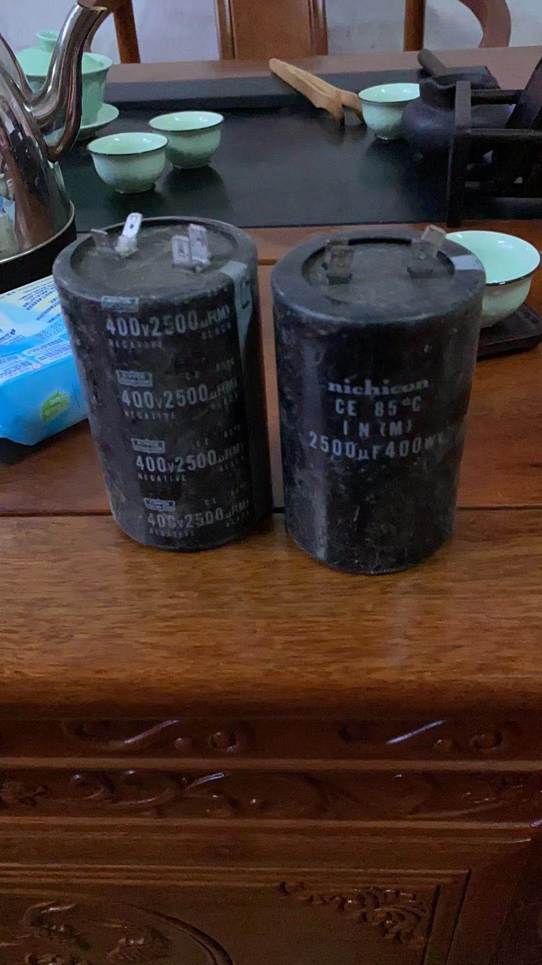那颗在旧电机里心跳了二十年的电容，今天终于停了_电容器_淘宝数码网