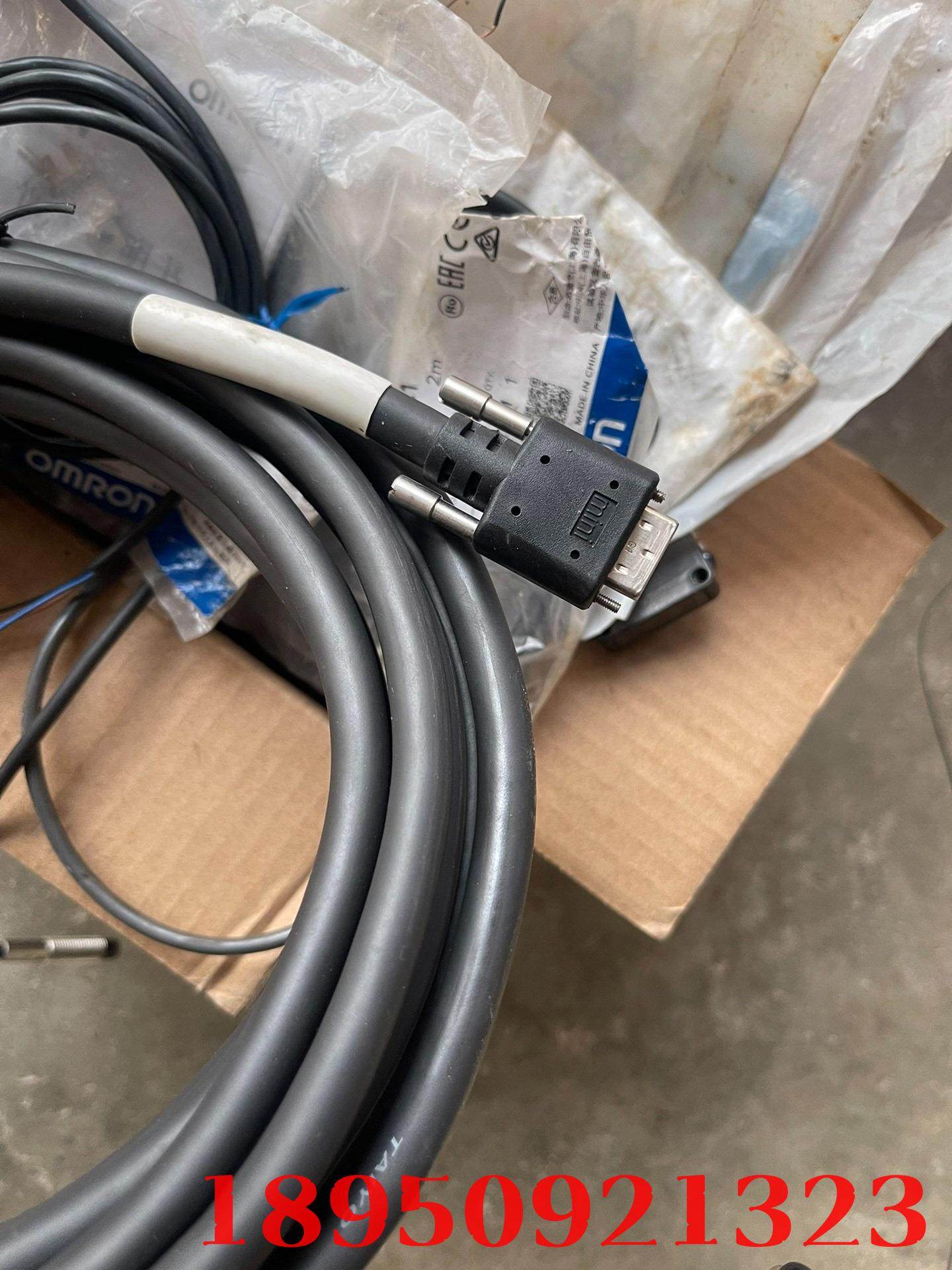 工业相机电缆SCB-HCAM-HR1-6m、实物拍摄、成色好 询价下单