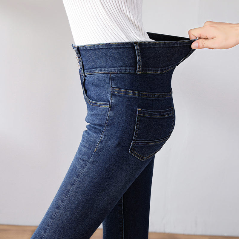 Купить Джинсы, черные маленькие штаны, высокая талия, по фигуре ...