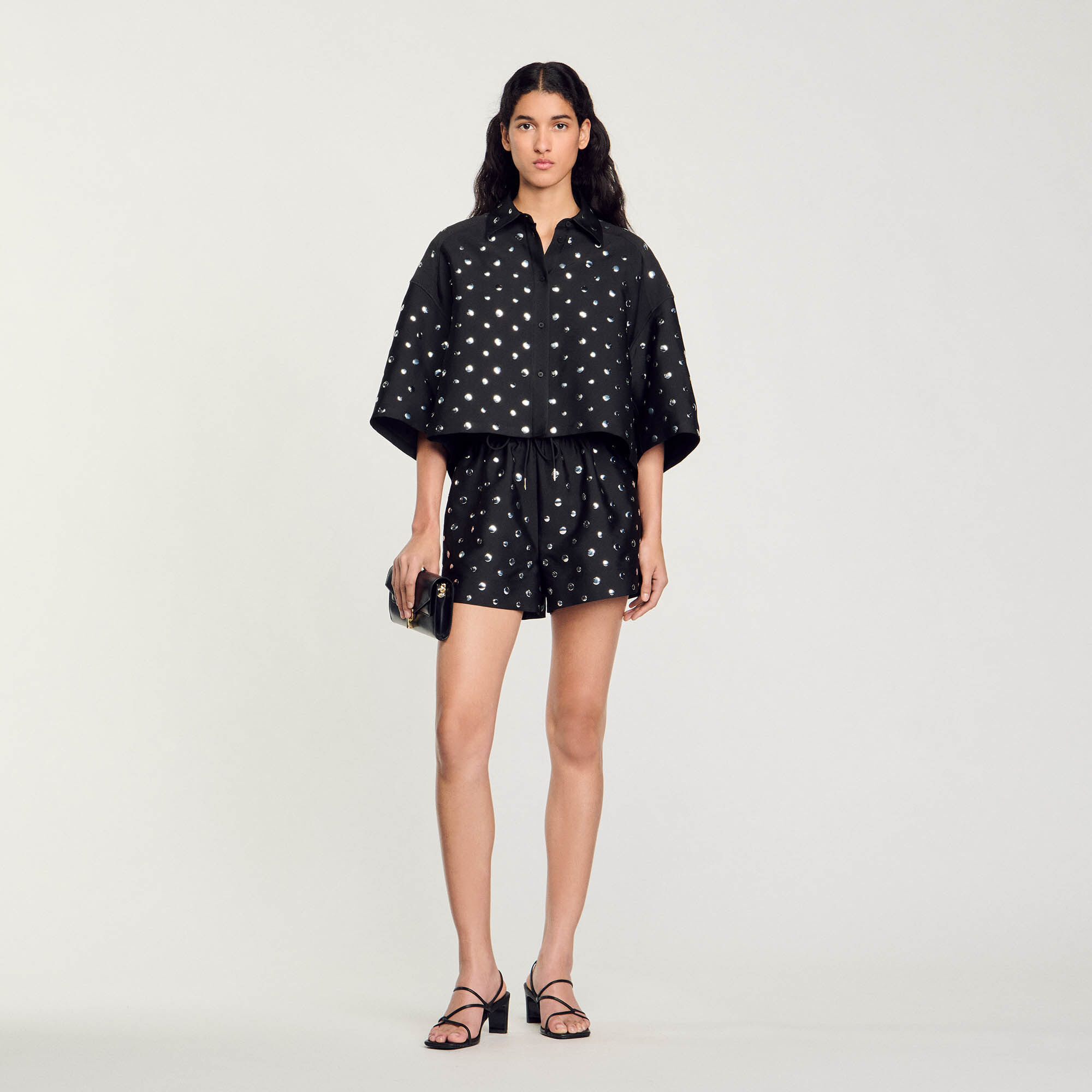 法國新款SANDRO襯衫24秋冬時尚撞色圓點鉚釘花紋短上衣SFPCM01215|襯衫|ETMall東森購物網