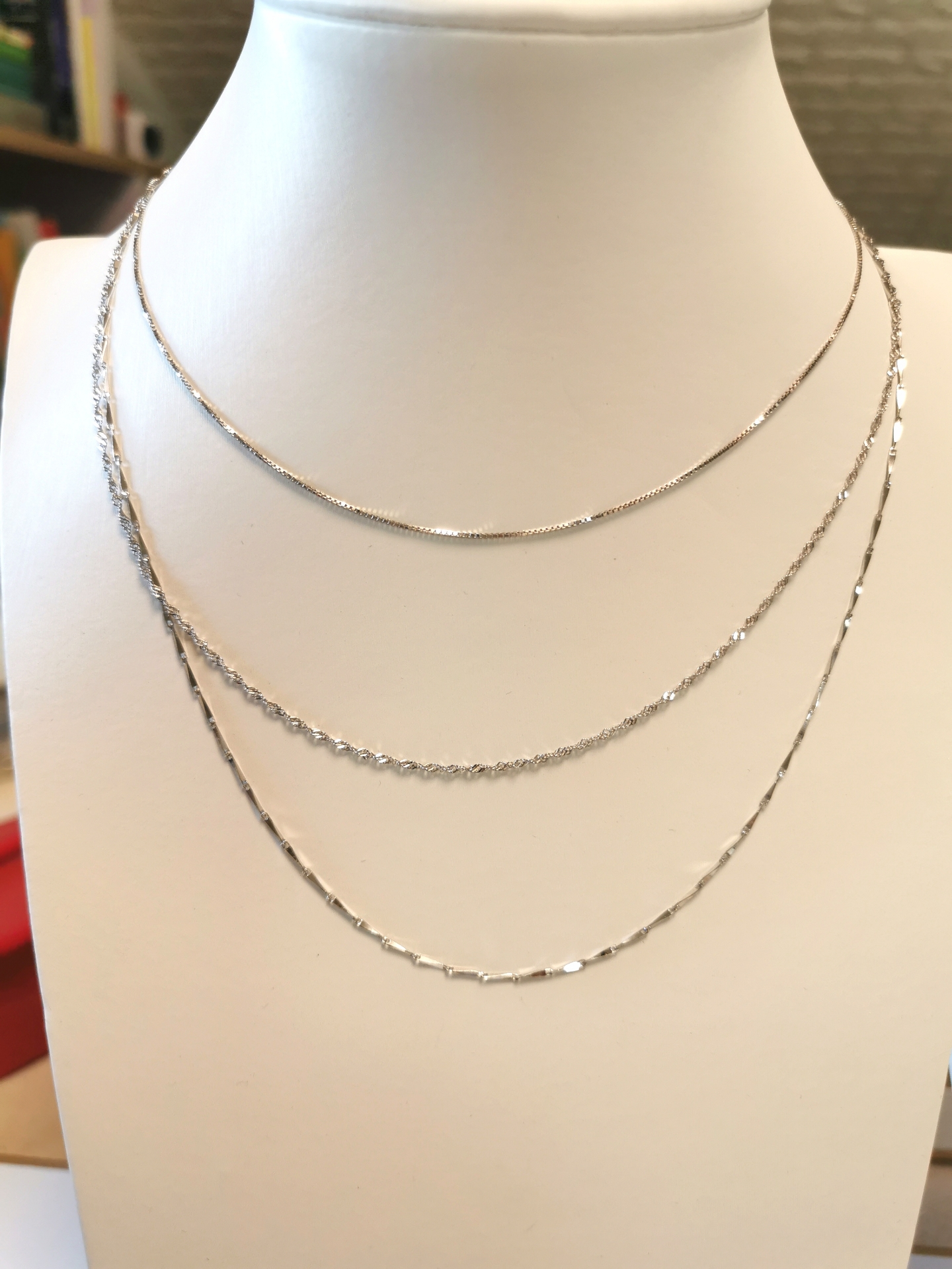 专柜清货925纯银镀白金银链，百搭经典款，40厘米和45厘米-Taobao Singapore