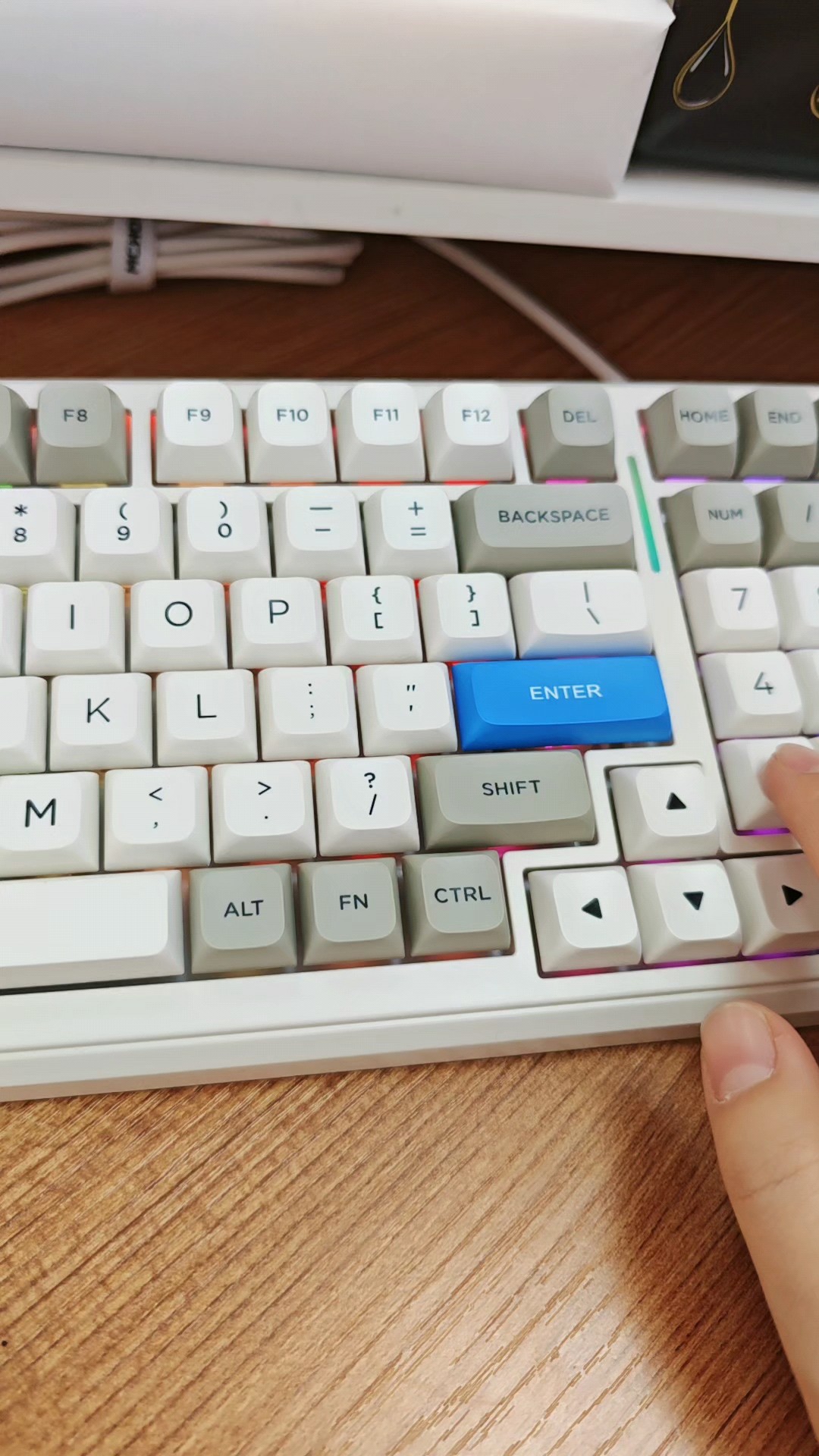 MCHOSE迈从K99 V2客制化机械键盘无线蓝牙三模电竞游戏专用侧刻评价 - 淘宝网