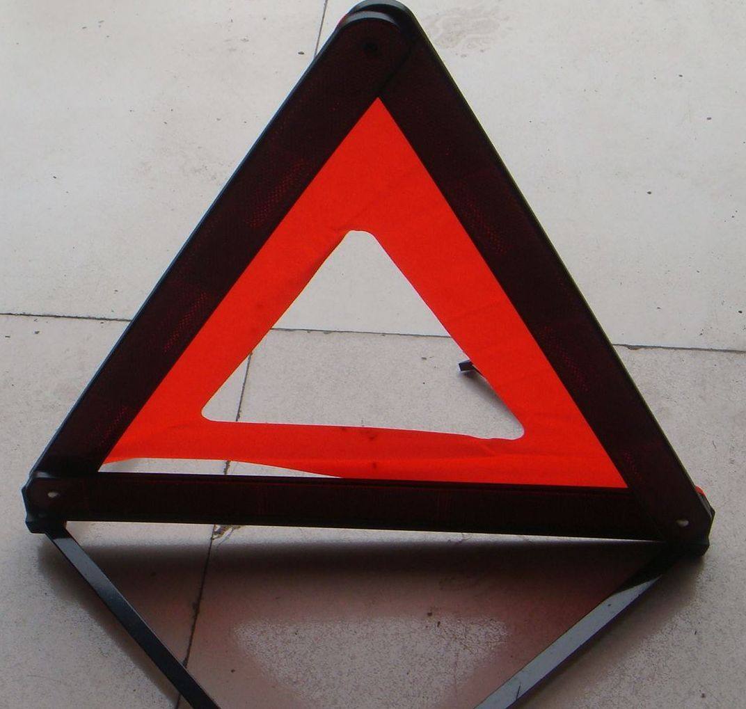 [USD 9.82] Automobile Triangle Warning Signs Reflective Parking Warning ...