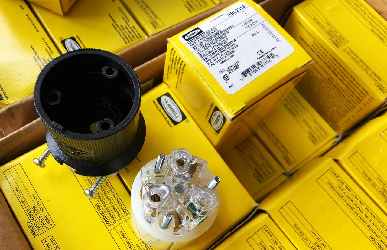 HIFIDIY论坛-全新原包装美国 Hubbell HBL2313锁定连接器 20A，125V，L5-20R - Powered by Discuz!