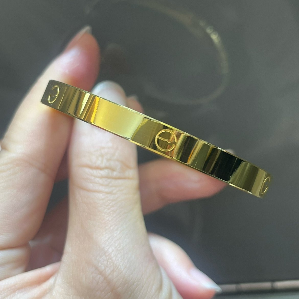 足金9999黄金手镯：传承经典，闪耀爱情的永恒信物--淘宝好物网