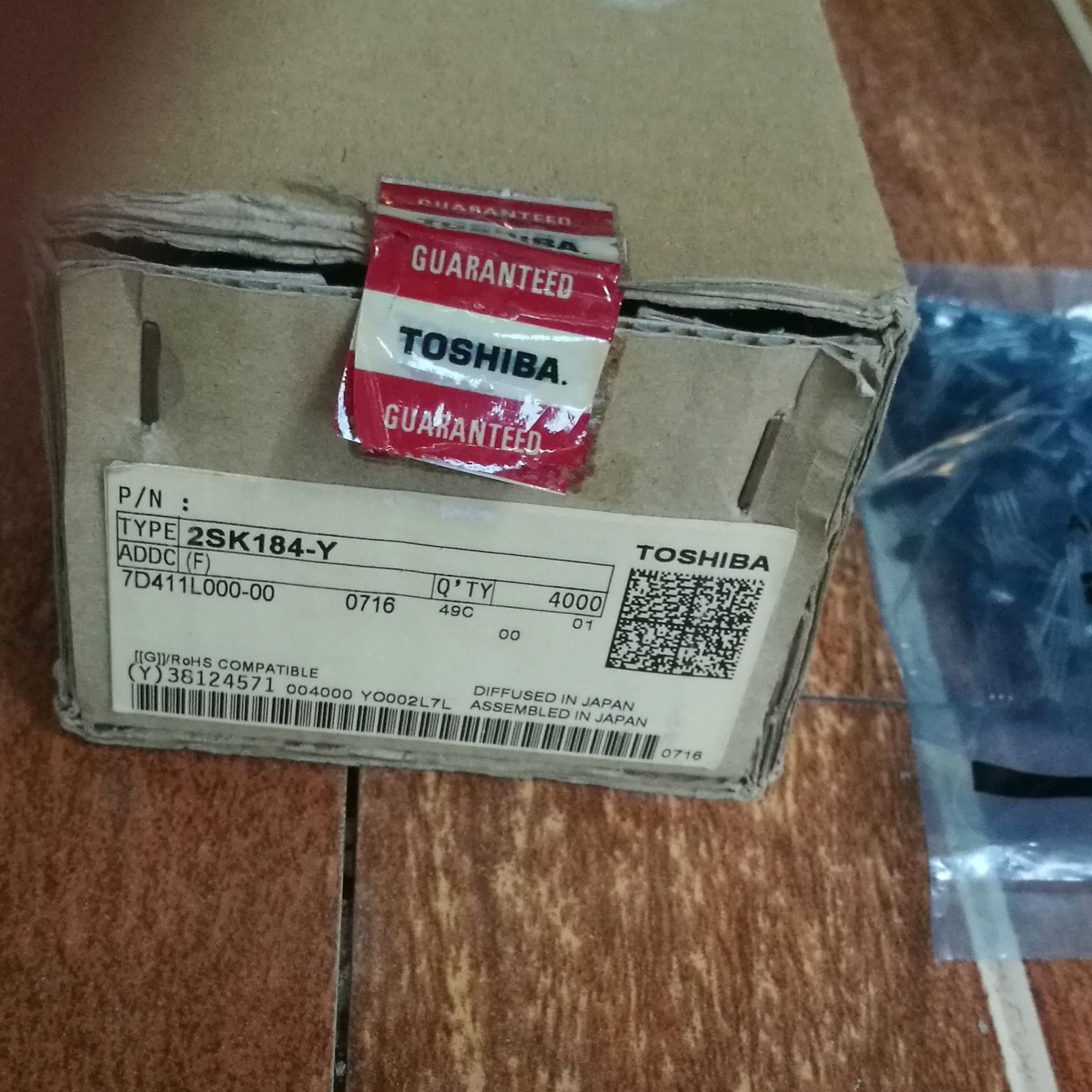 HIFIDIY论坛-全新东芝原装2SK184 1%配对 8元一对 - Powered by Discuz!