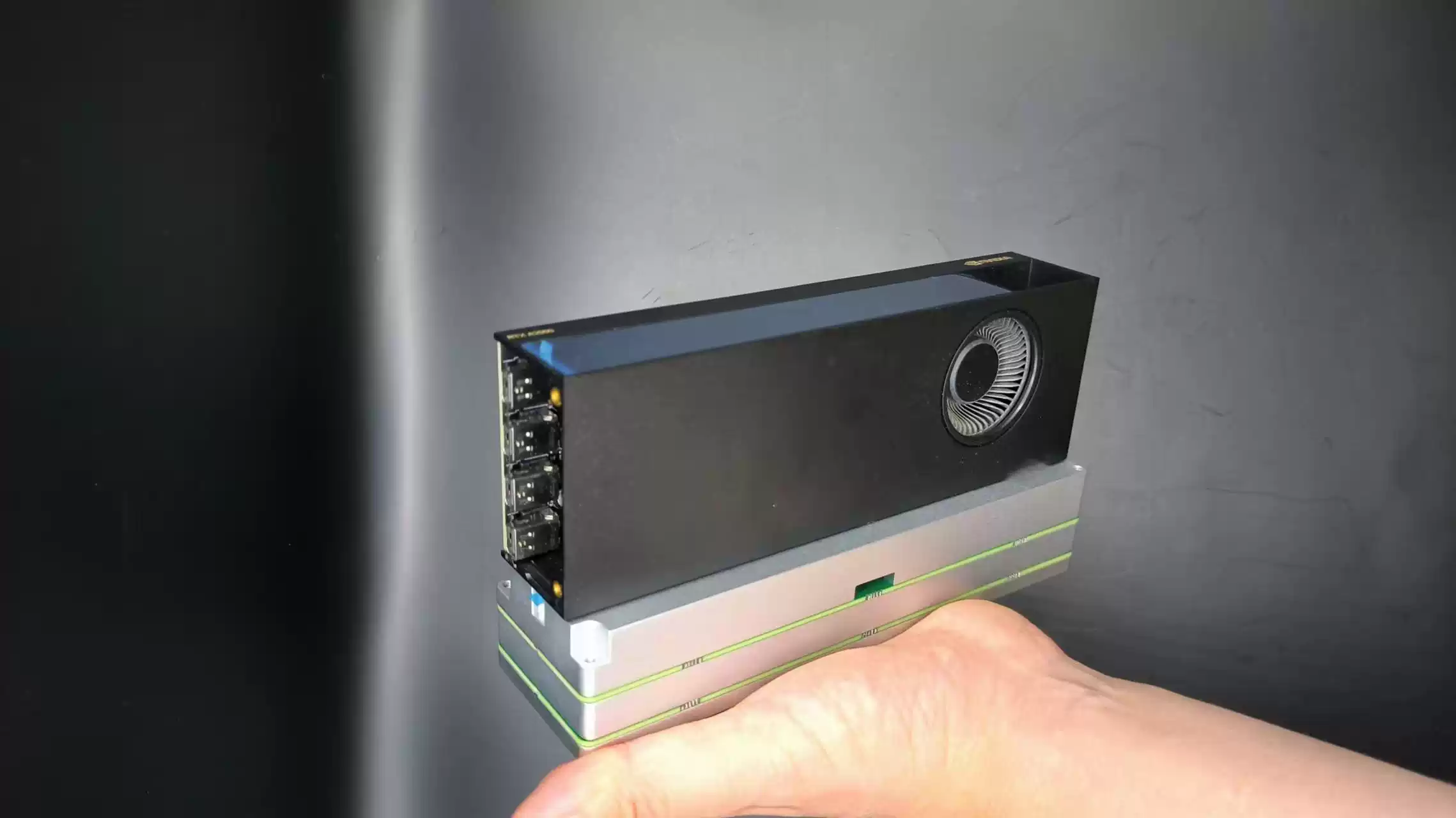 壹刻显卡扩充坞One Dock V2雷电OCulink双接口外接显卡套件